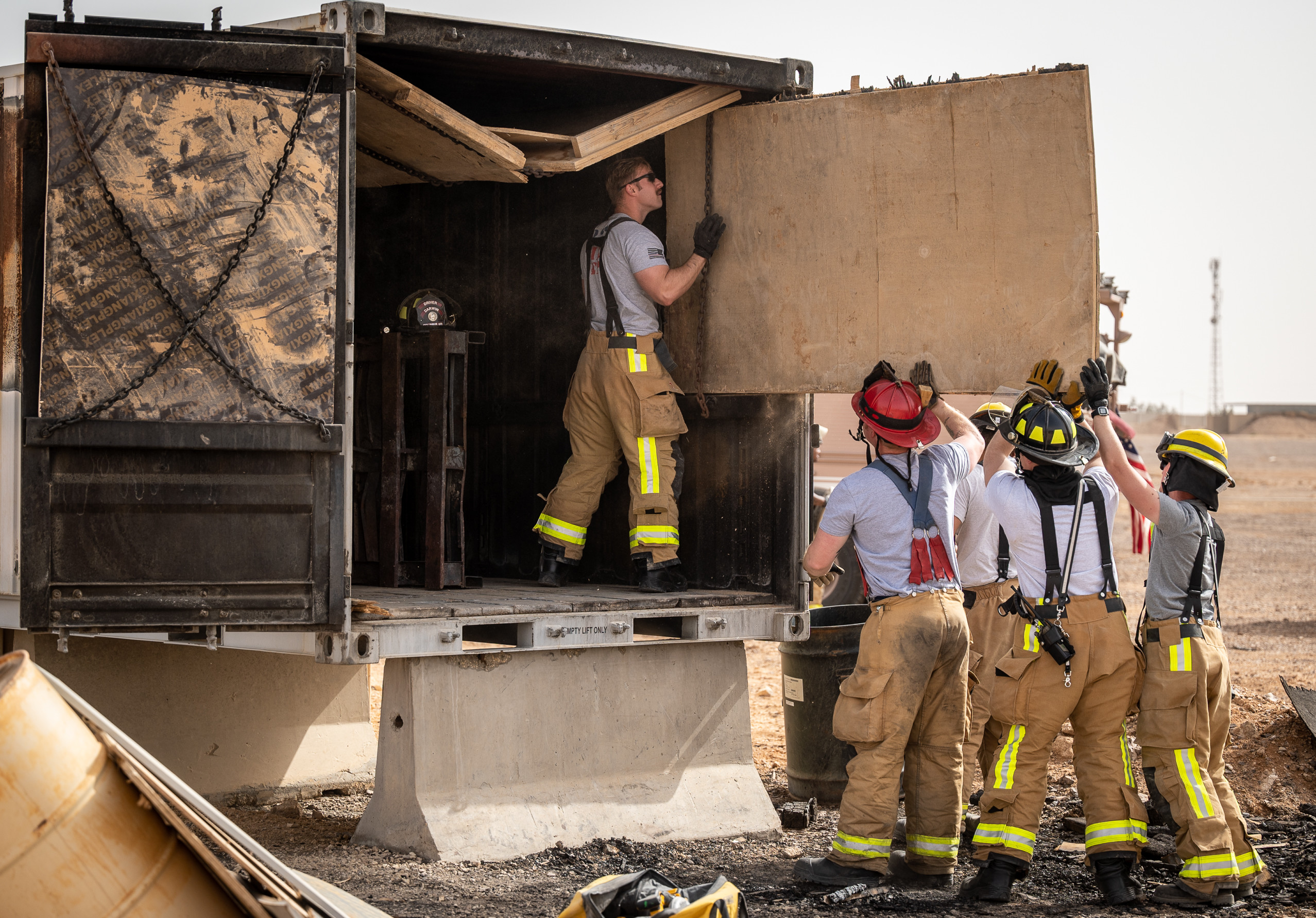 332d ECES firefighters perform live-fire flashover training > Air ...