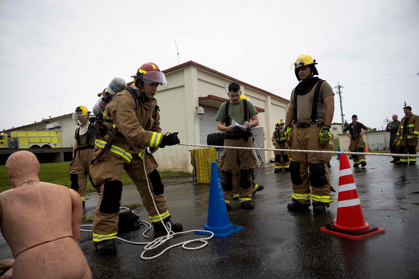 Military Firefighters Conduct the Physical Abilities Test > U.S. Indo ...
