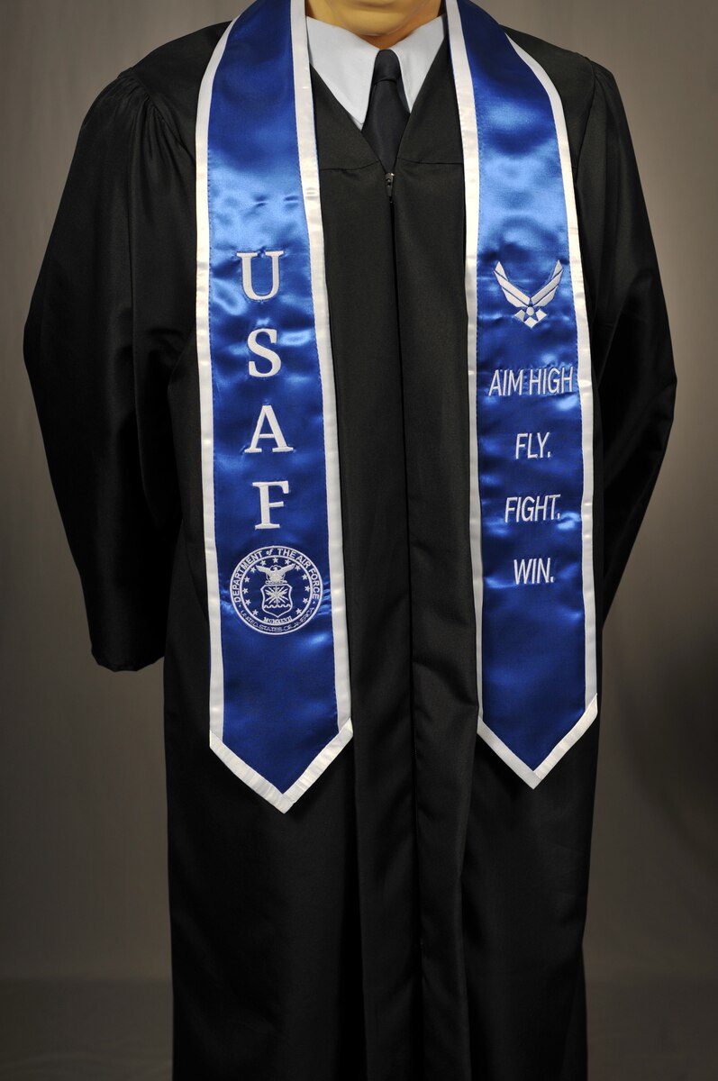 Sioux City area graduates honored with military stoles > 185th Air ...
