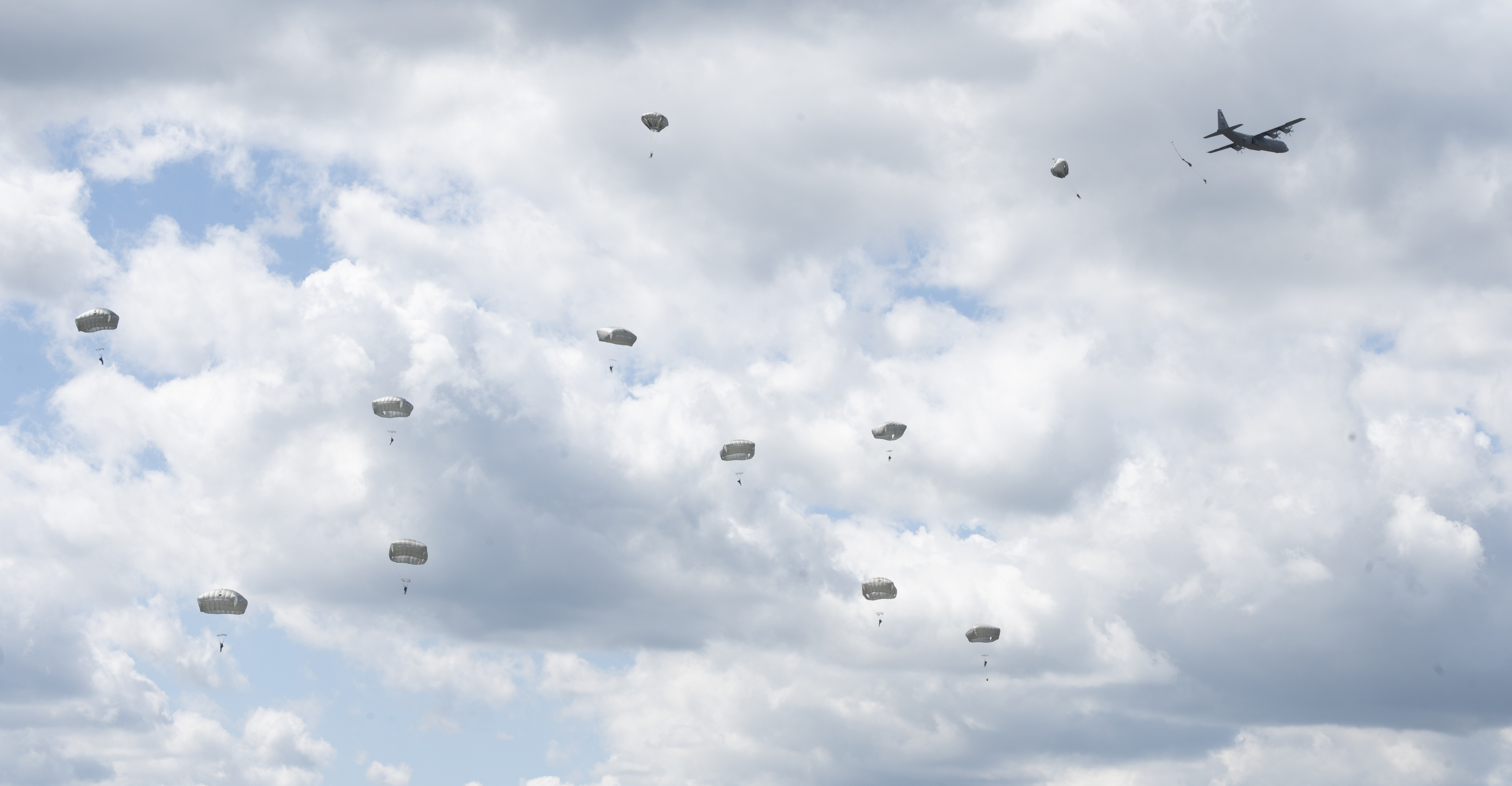 37 AS celebrates 80 years > Ramstein Air Base > Article Display