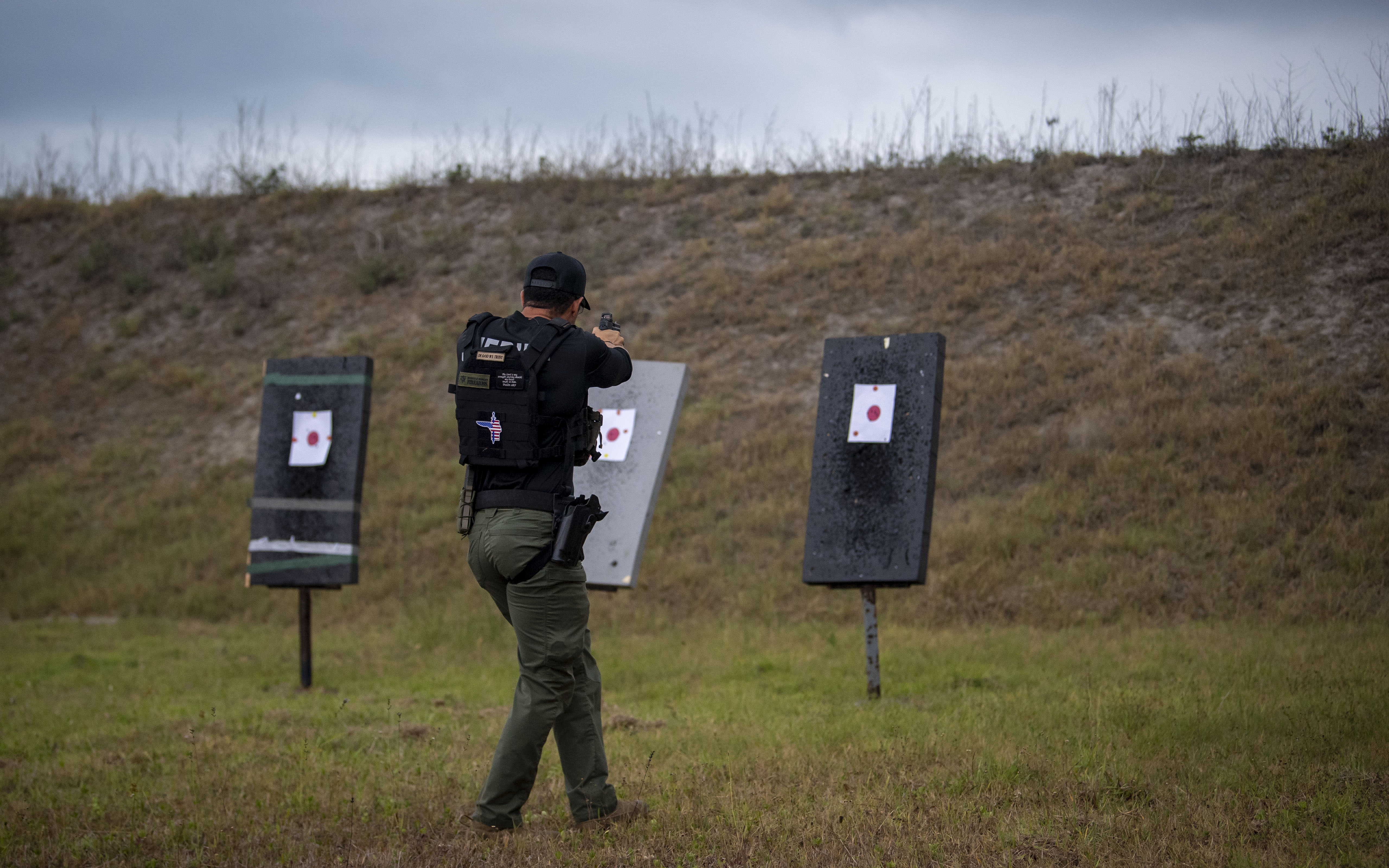 Military and local law enforcement showcase skills in tactical s
