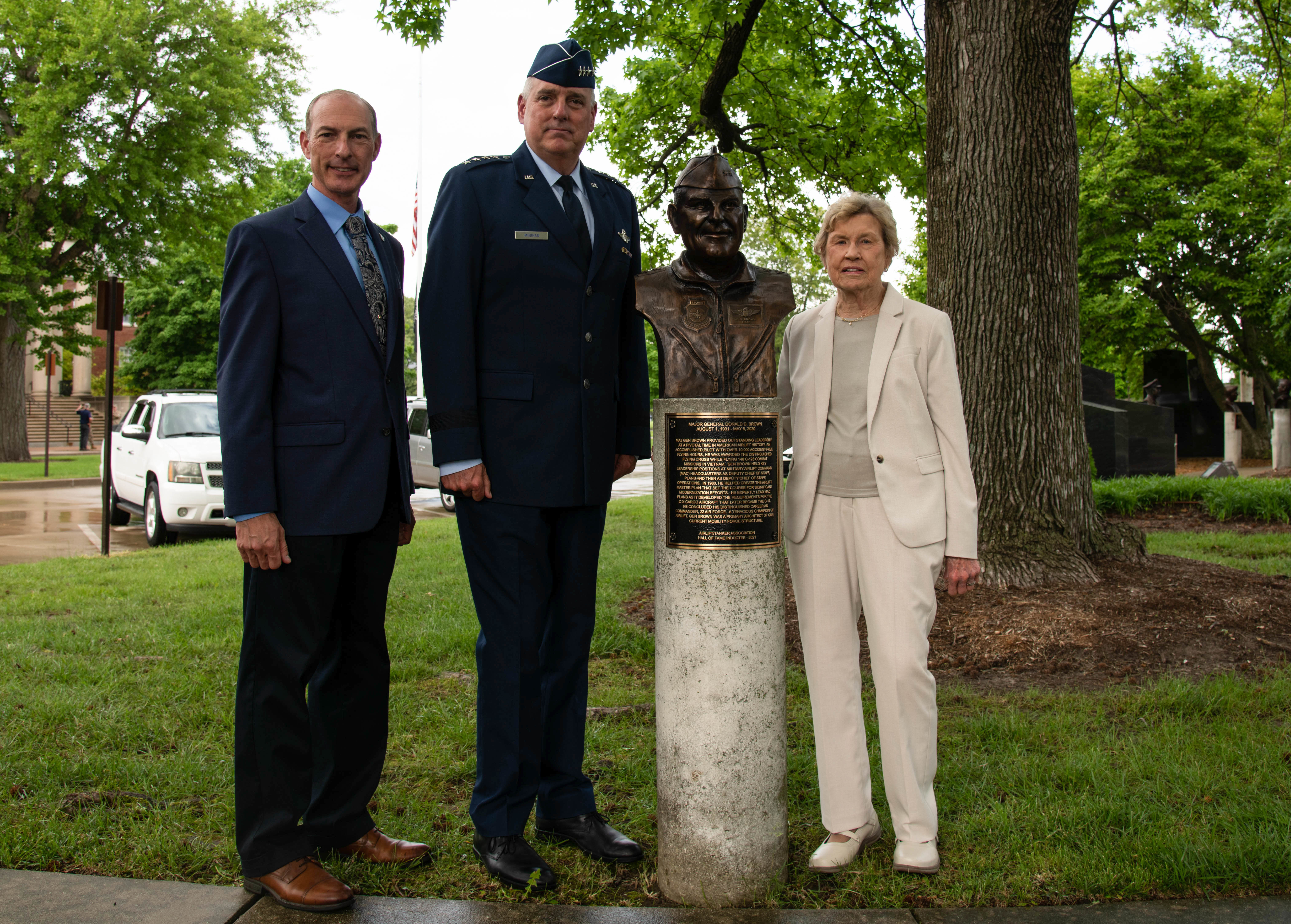 A/TA honors Maj. Gen. Donald D. Brown during unveiling ceremony > Scott ...
