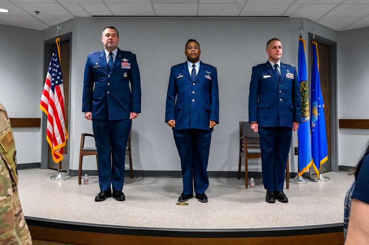Medical squadron welcomes new commander > 507th Air Refueling Wing > Article Display