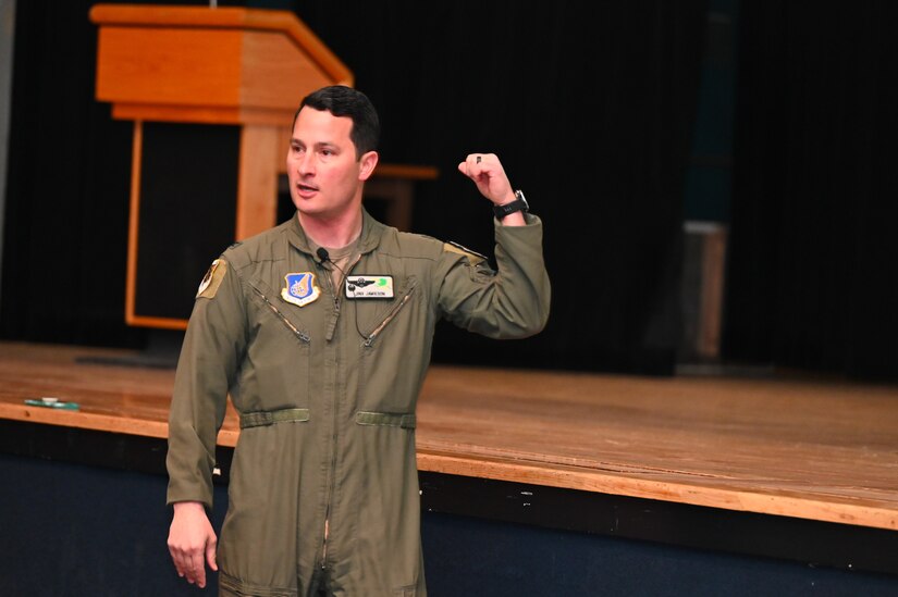 3rd Wing commander hosts all call; outlines mission > Joint Base ...