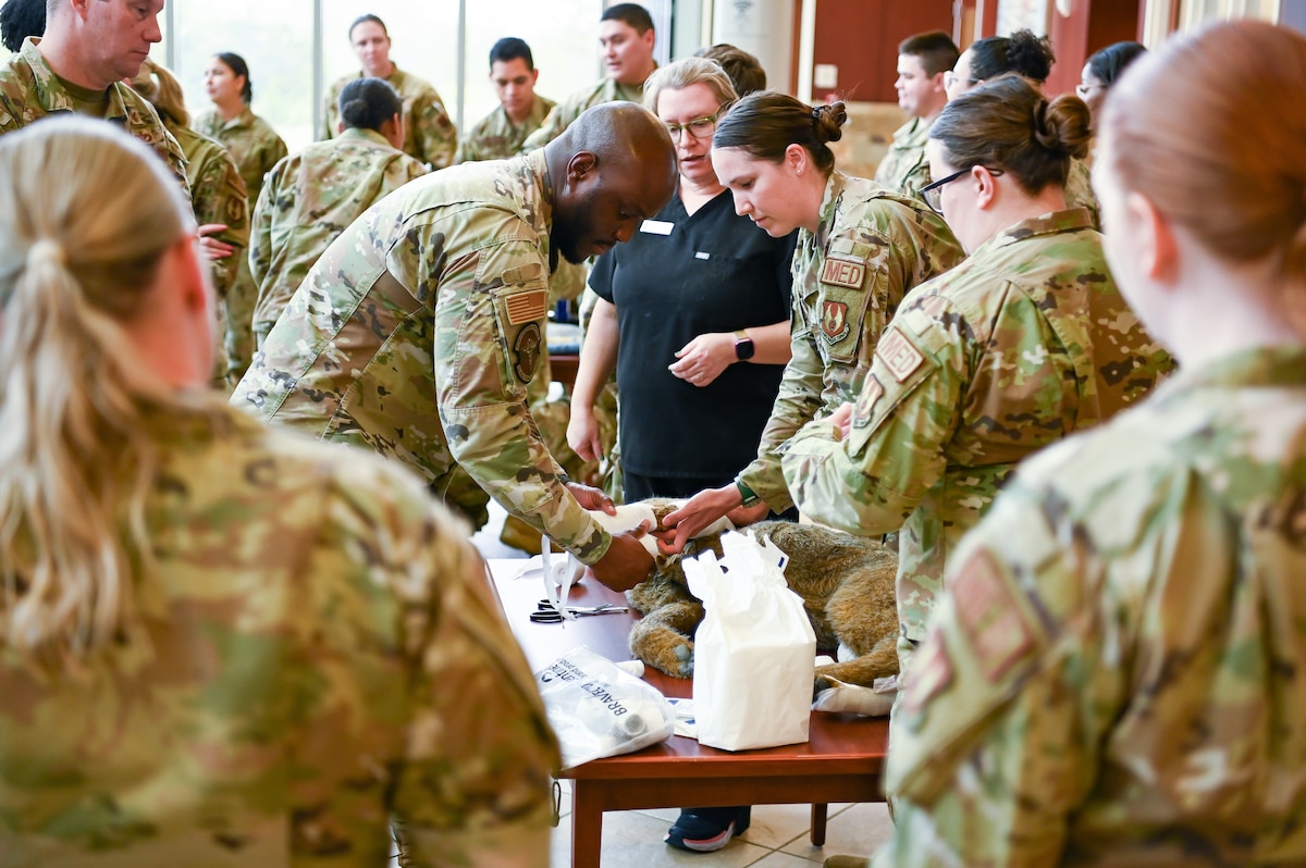 Tactical Combat Casualty Care training benefits ALL warriors > Arnold ...
