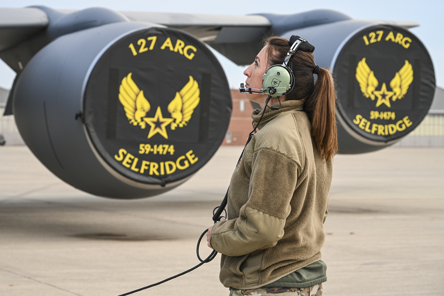 KC-135 crew chief pre-flight operations