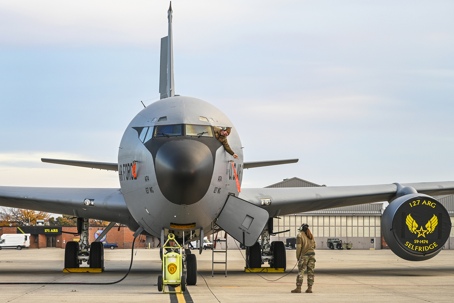 KC-135 crew chief pre-flight operations