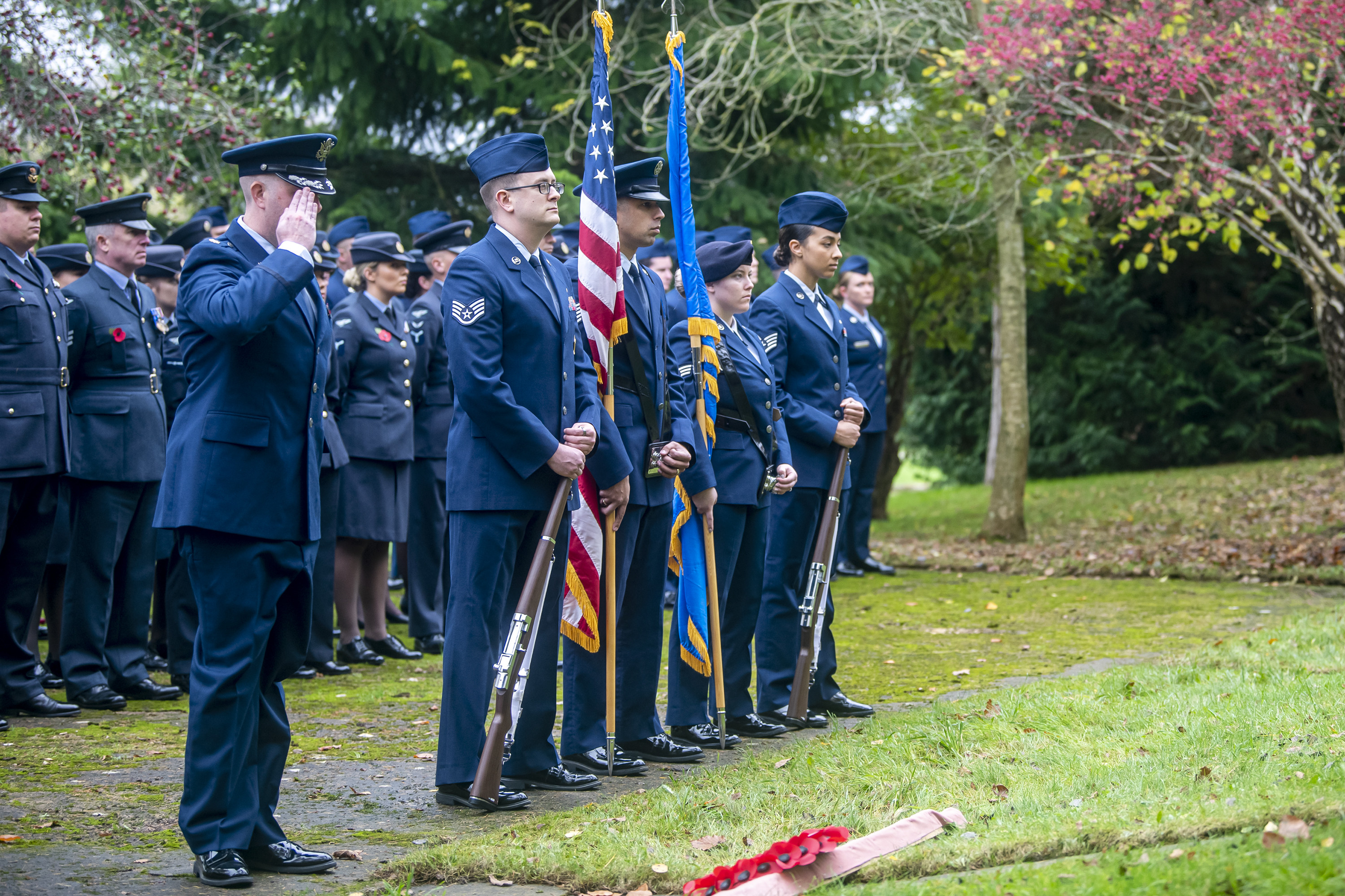 US, UK honor veterans at Remembrance Day ceremony > 501st Combat ...