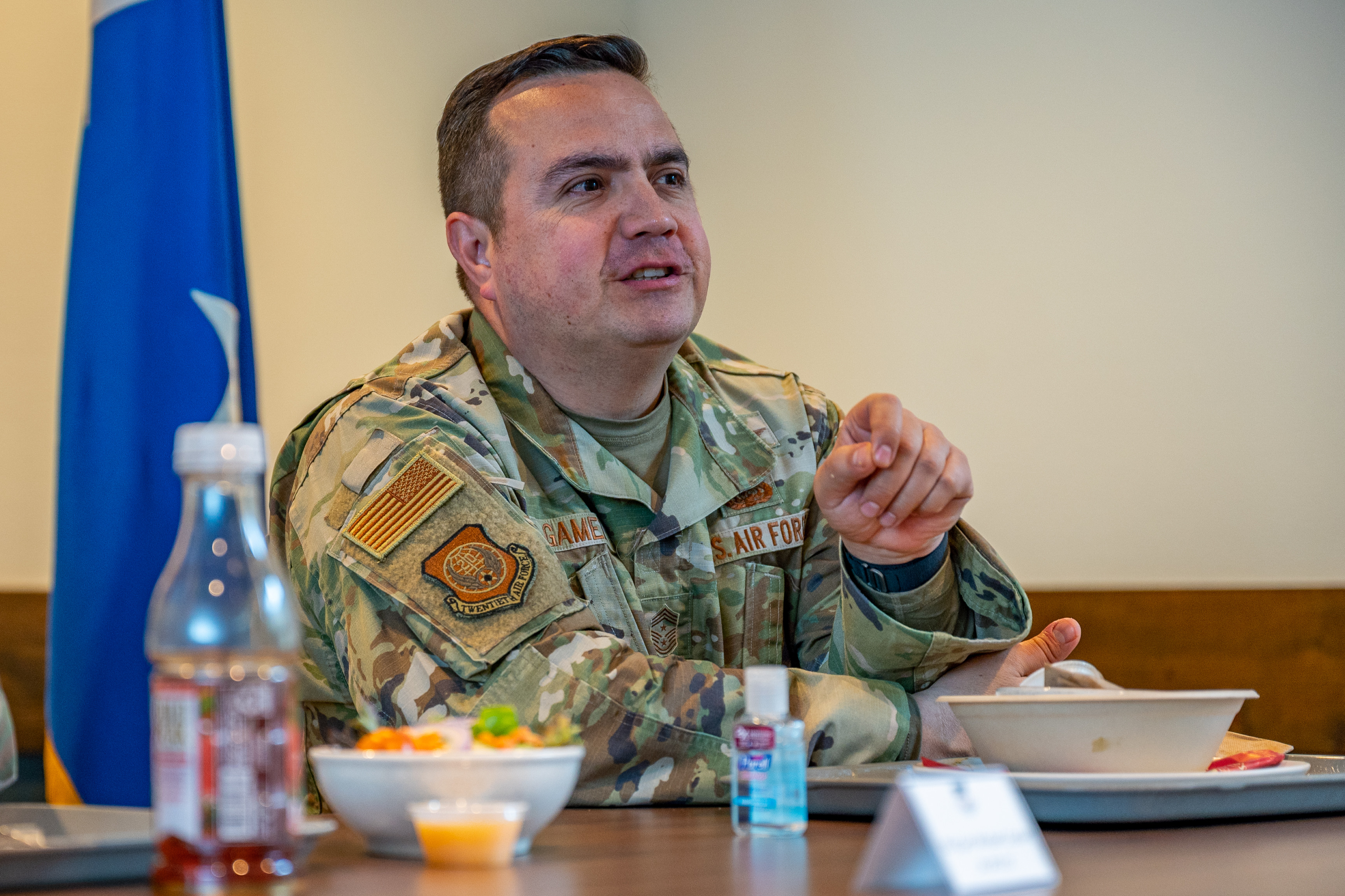 Twentieth Air Force leaders visit, discuss leading people > 20th Air ...