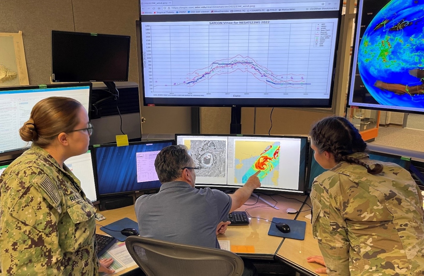 New Satellite Data Aids DOD’s Typhoon Forecasters > Naval Meteorology ...