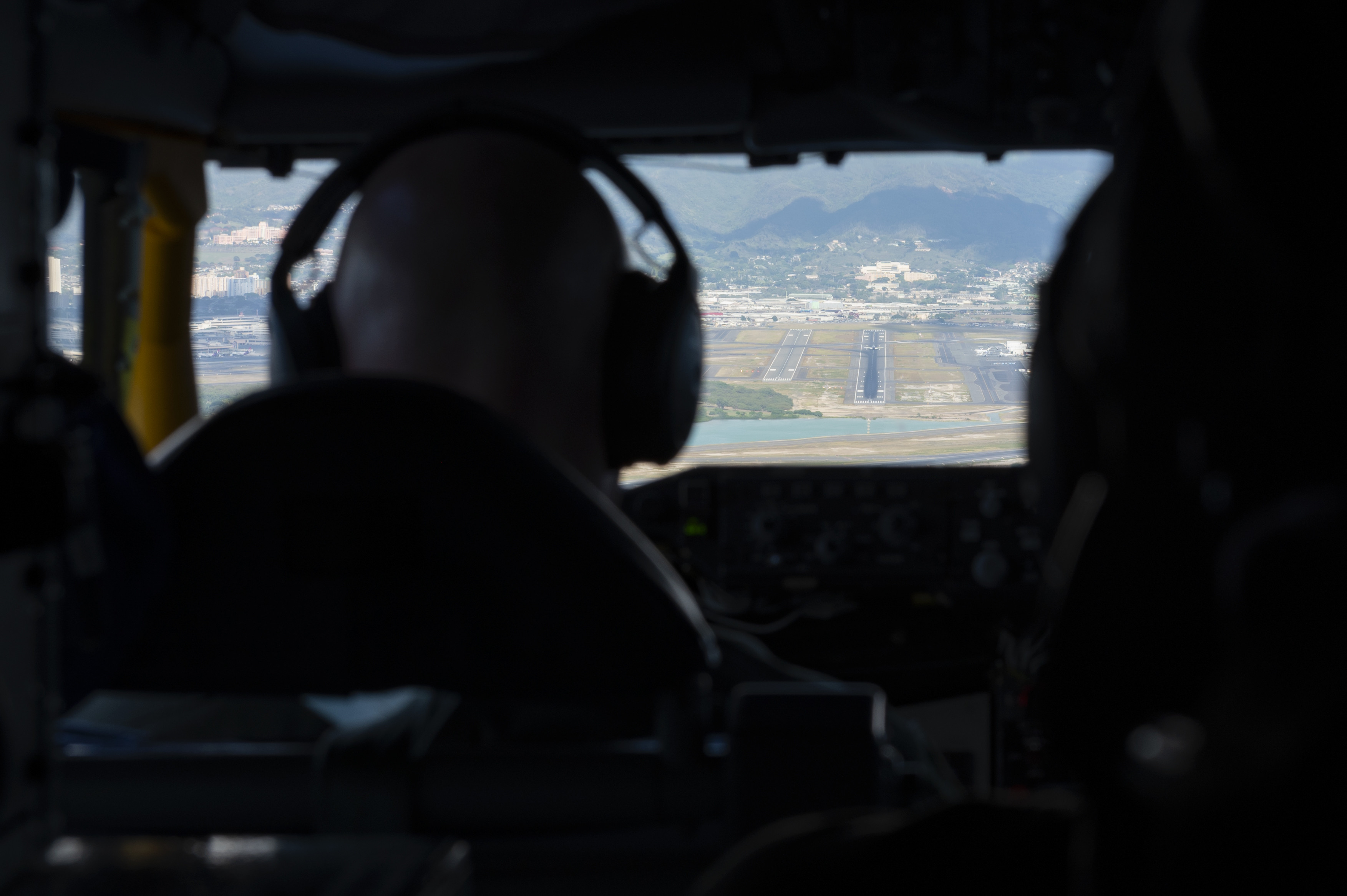 Crews complete cargo run, oceanic training to Hawaii > Fairchild Air ...
