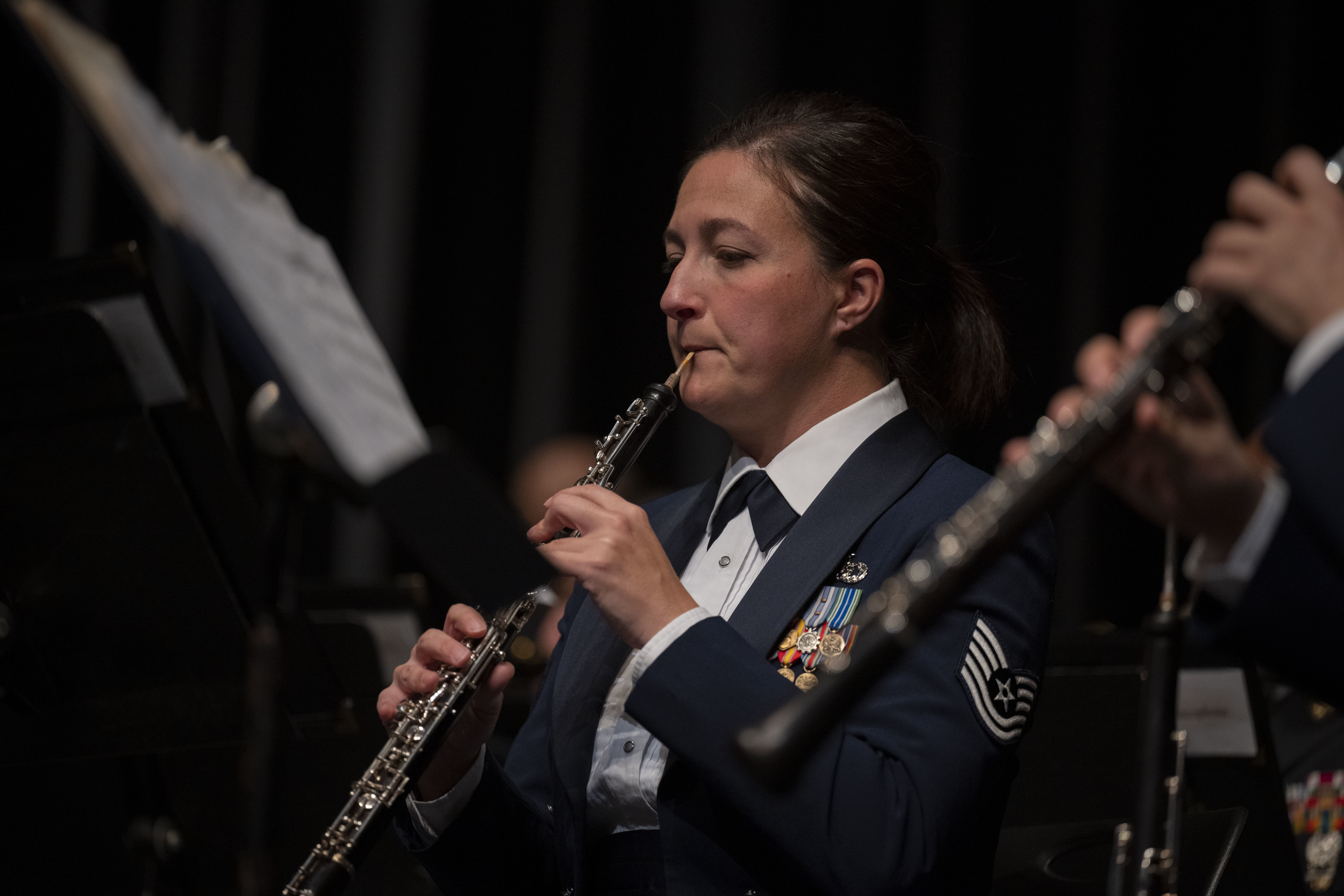 Air Force Heritage of America Band performs for Veteran’s Day in a ...