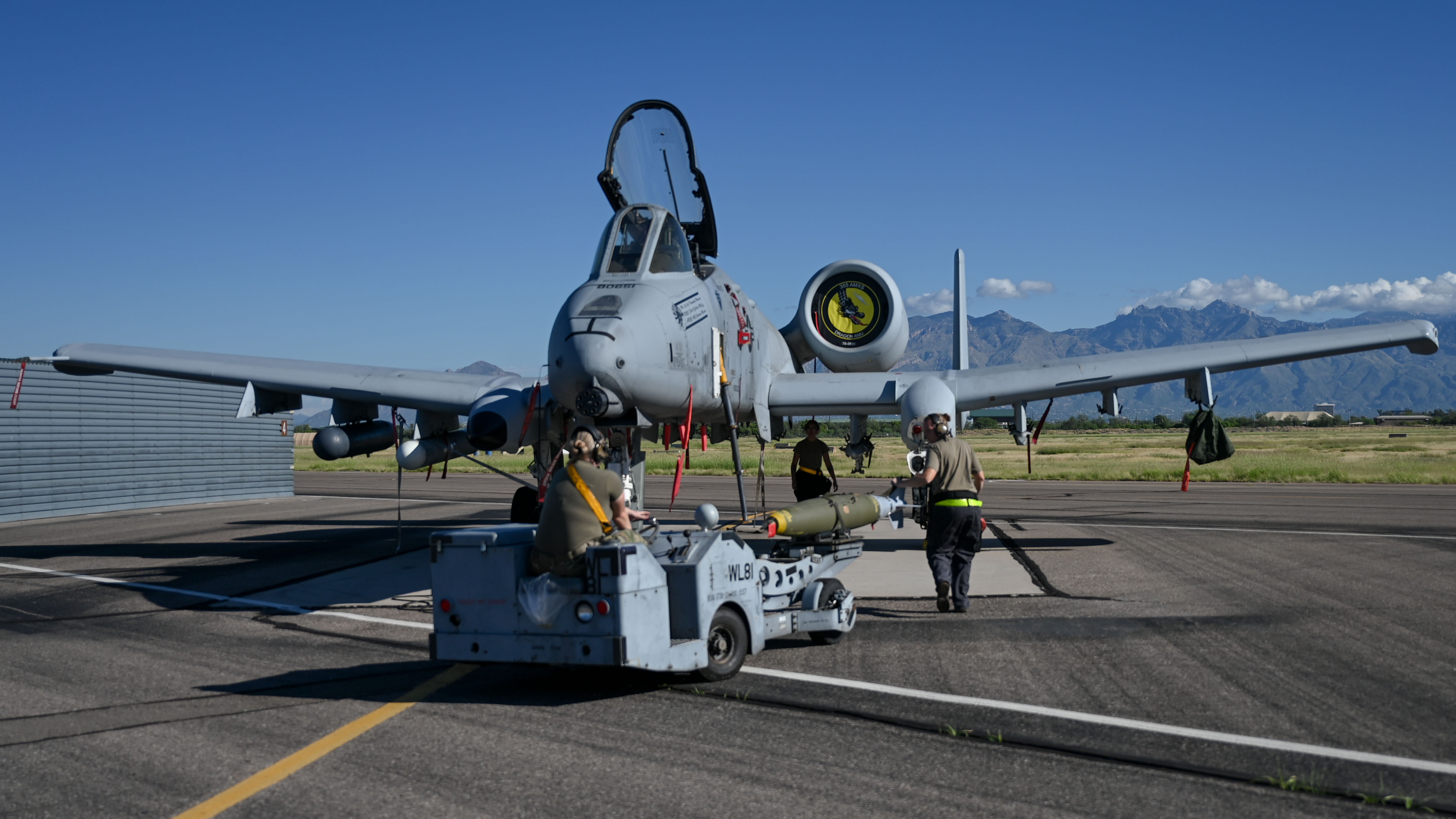 Bombs away: 357th Fighter Generation Squadron at LOLA > Davis-Monthan ...