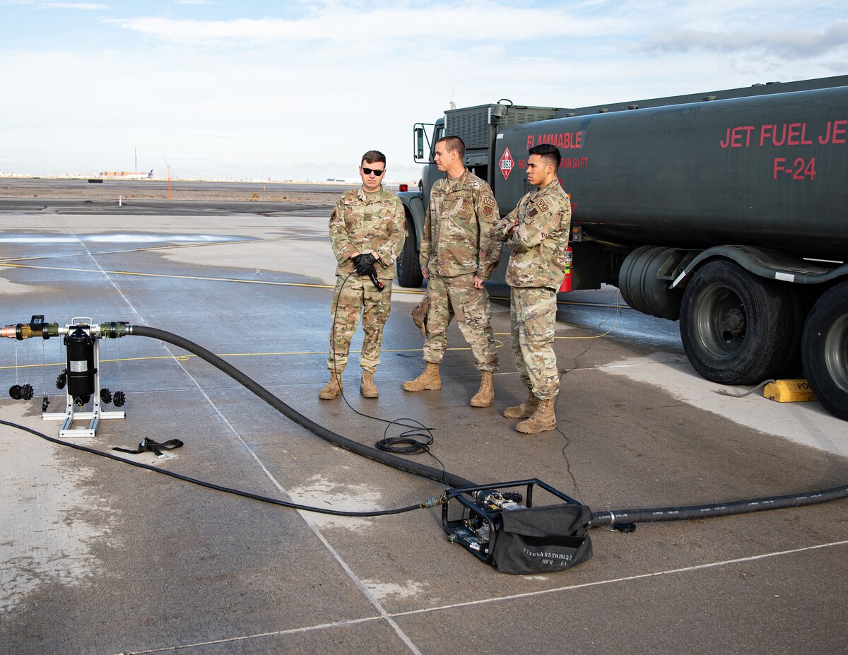 Preliminary FARE kit test on KC-135 > Air National Guard > Article Display