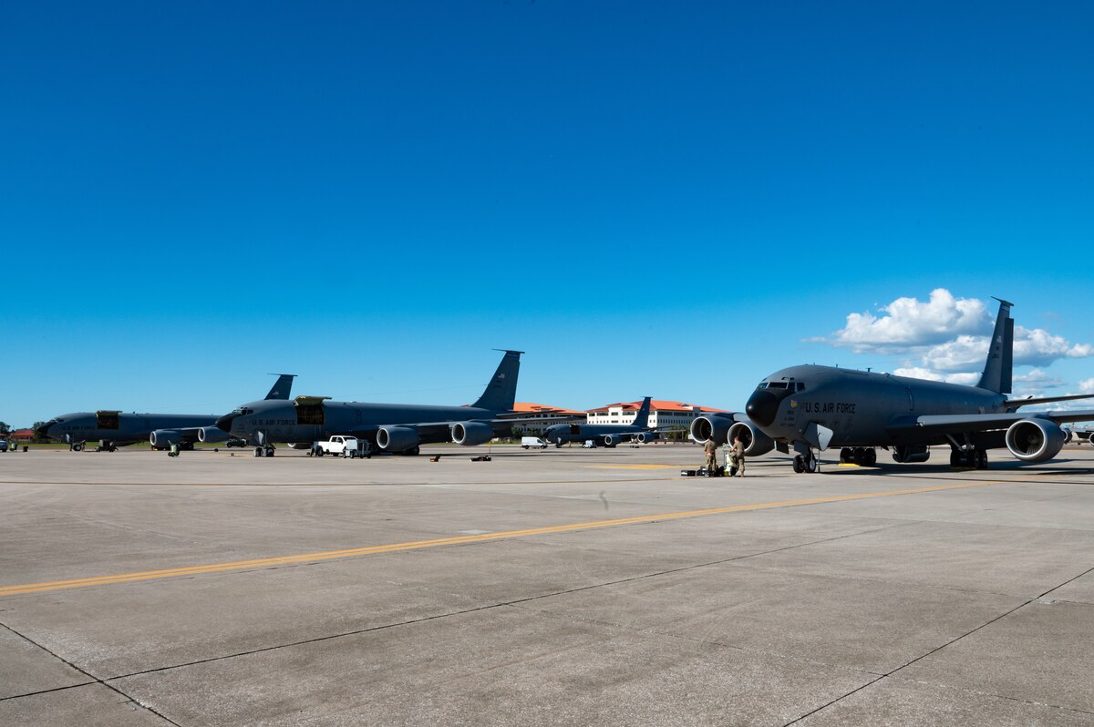 MacDill recovers after Hurricane Ian > Air Mobility Command > Article ...