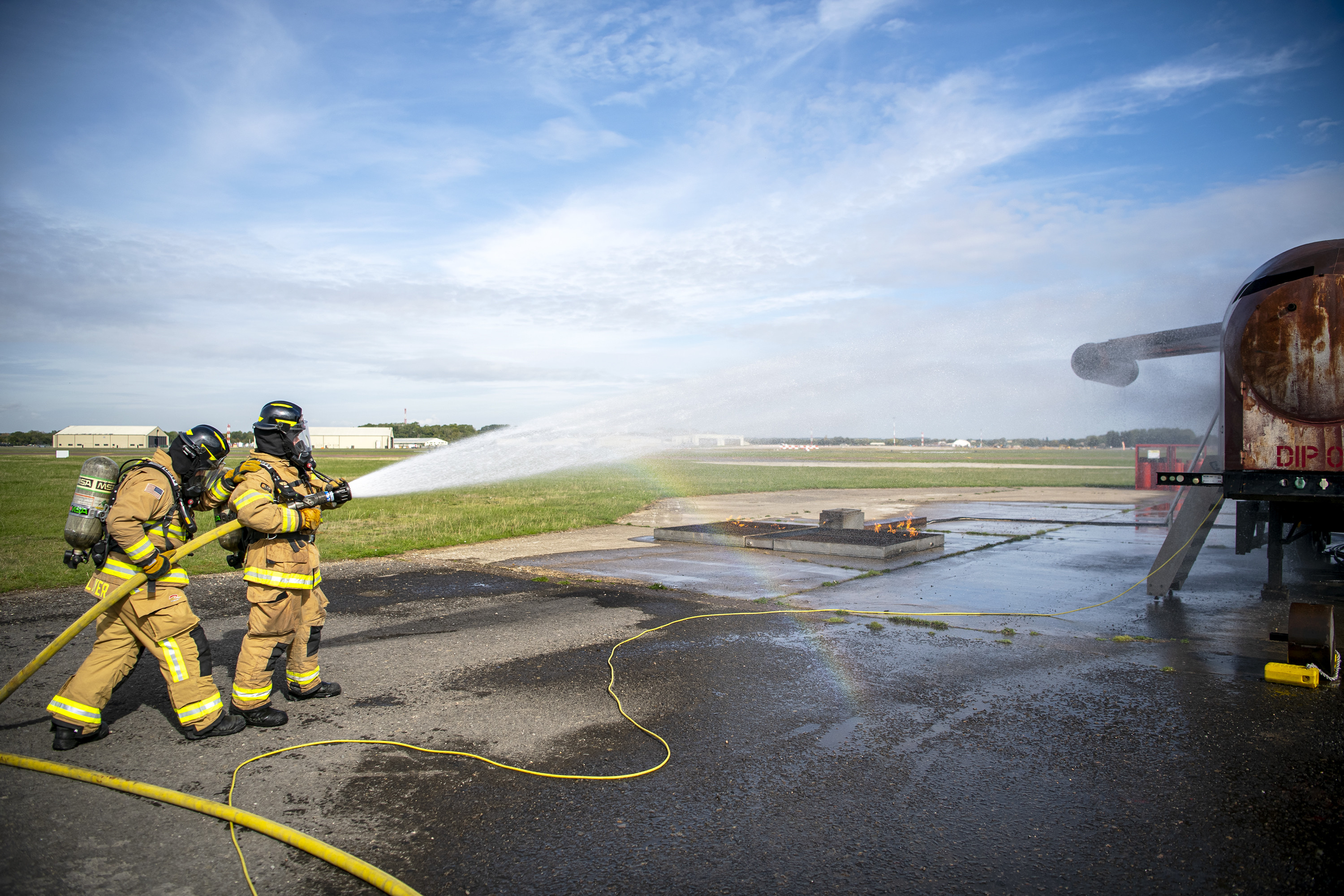 Pathfinder firefighters turn up the heat during training > 501st Combat ...