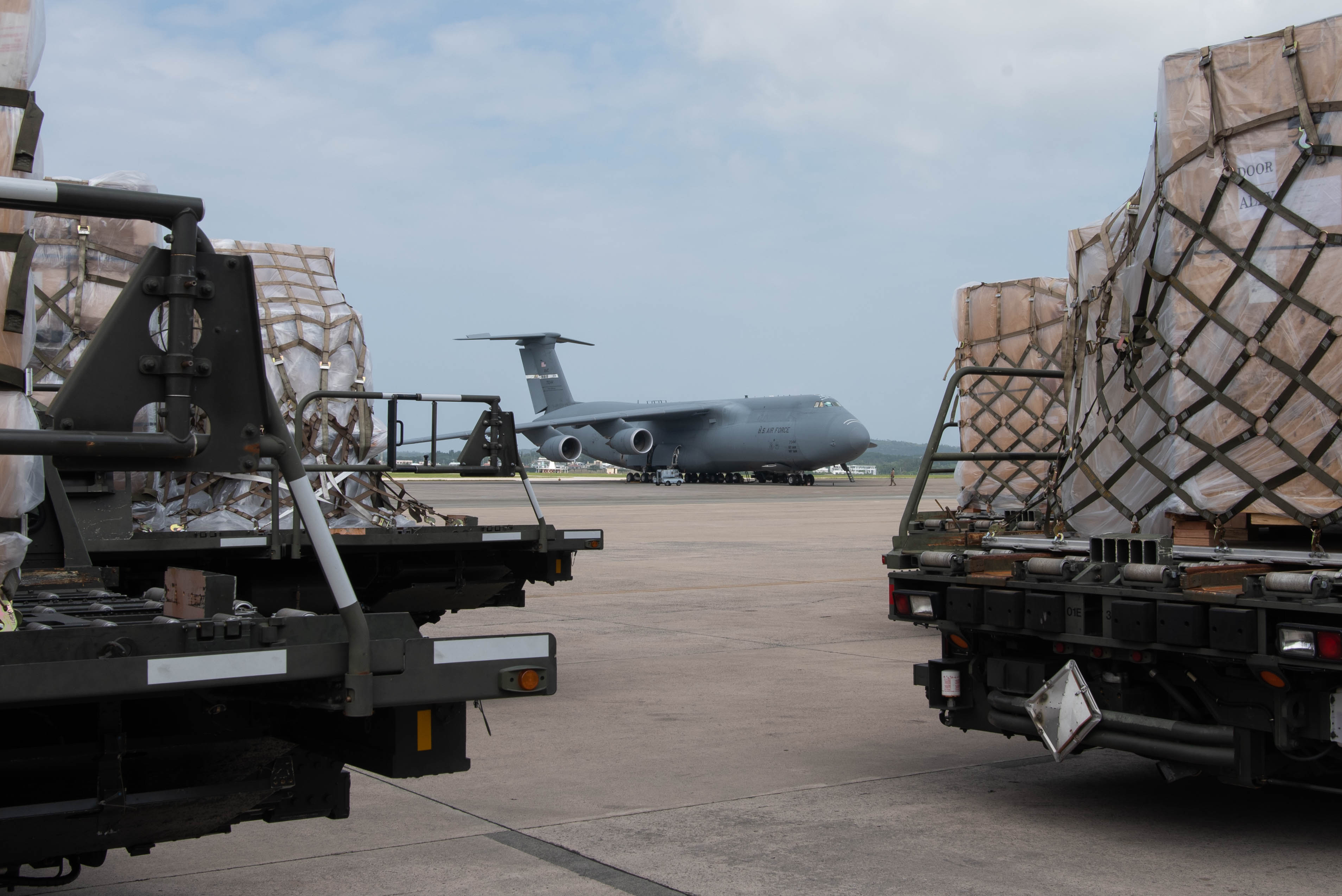Lock and load with the 733rd AMS > Kadena Air Base > News