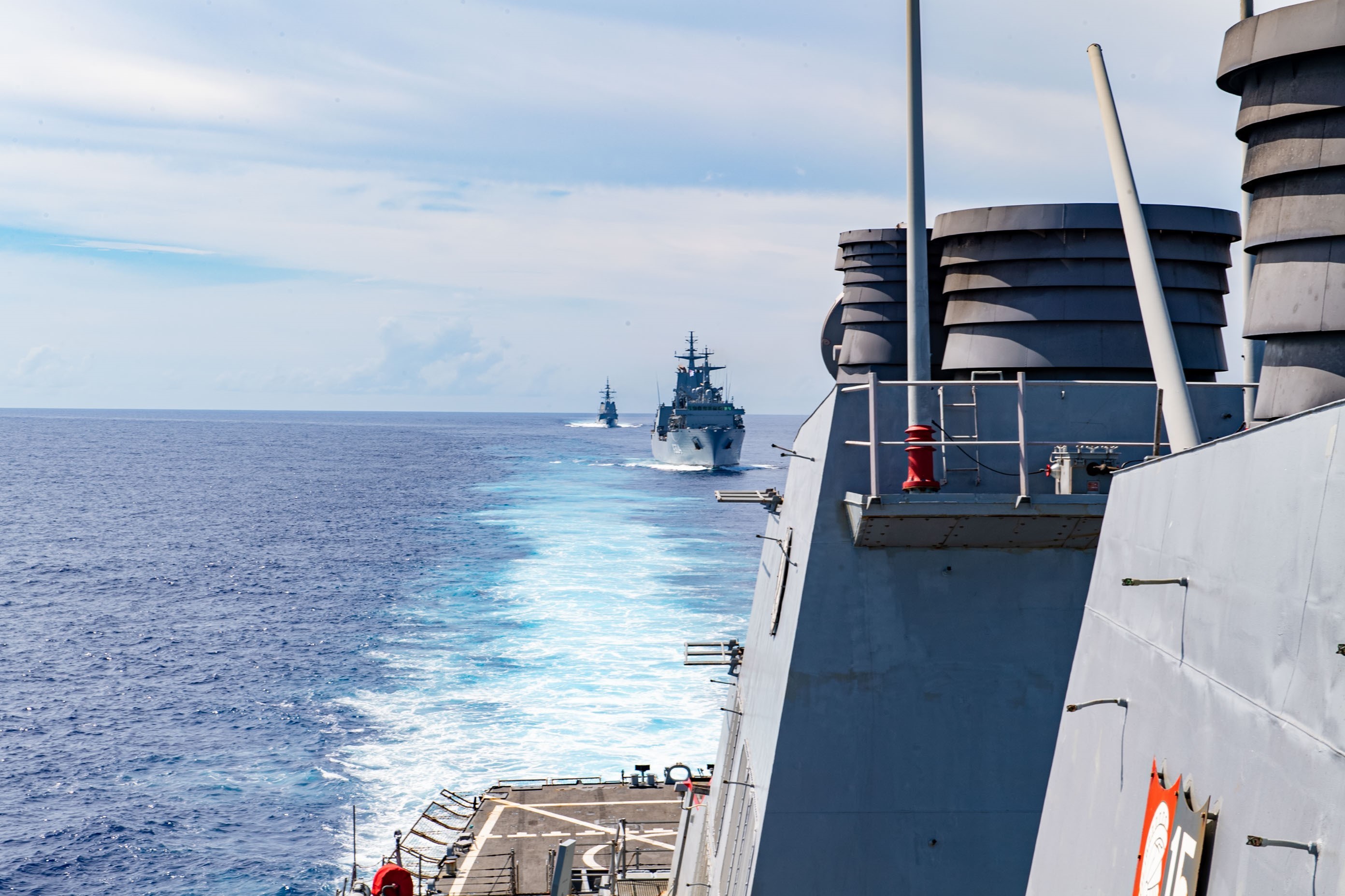 u-s-navy-supports-australia-s-indo-pacific-deployment-alongside-canada