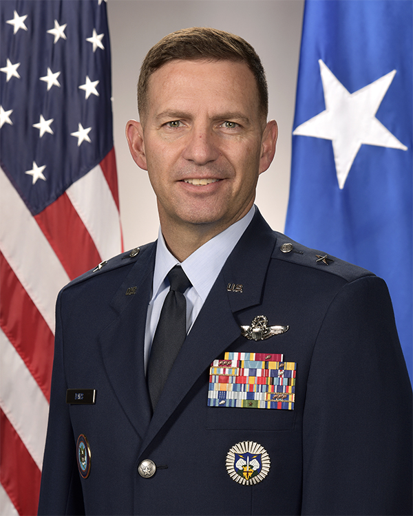 ROBERT D. DAVIS > Air Force > Biography Display