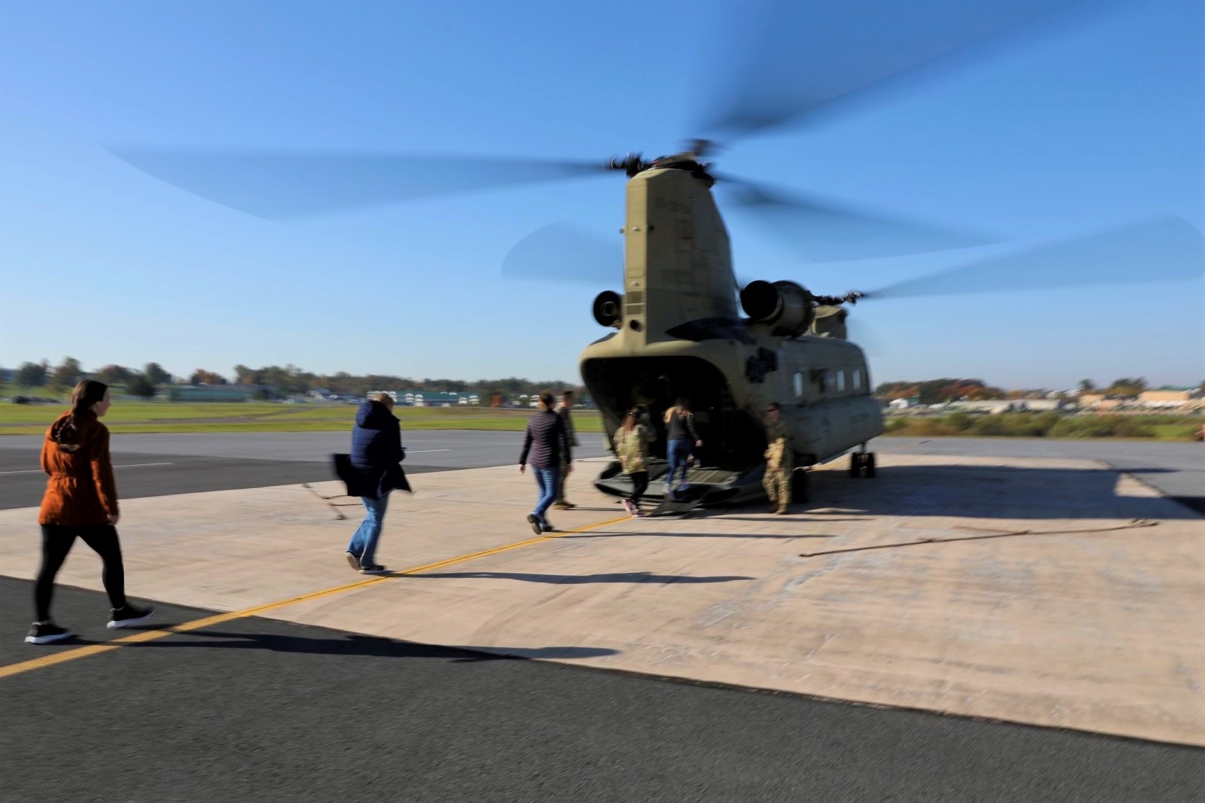 28th ECAB lifts spouses > Pennsylvania National Guard > News Article View