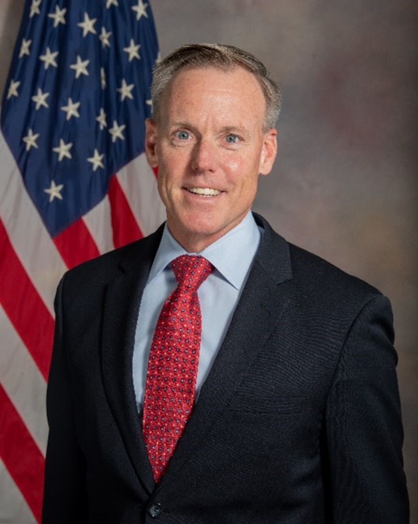 Dr. Douglas W. Winton (USA, Ret.) > The Eisenhower School > FacBio