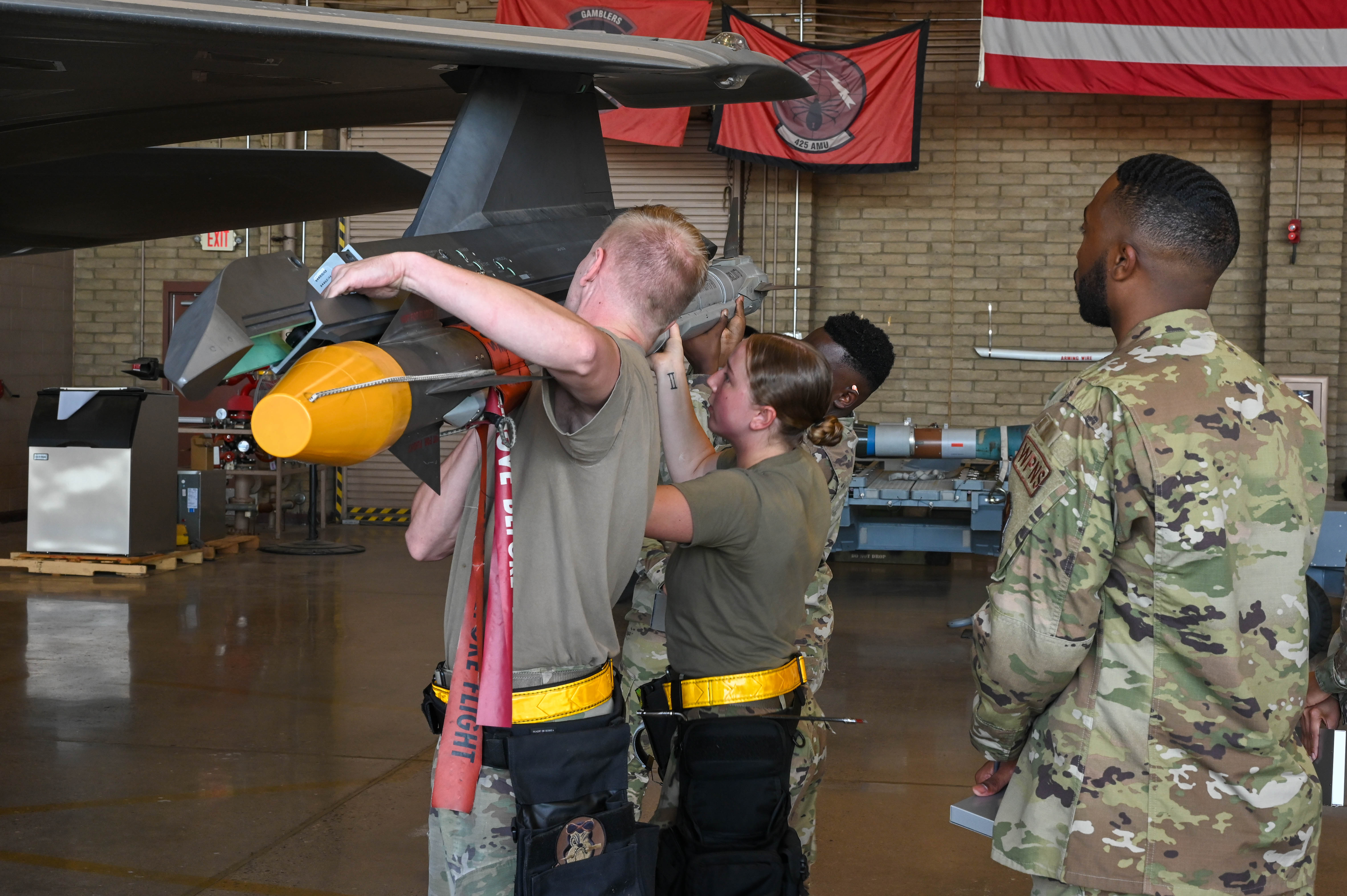 56th MXG 3rd Quarter Weapons Load Competition > Air Education and ...