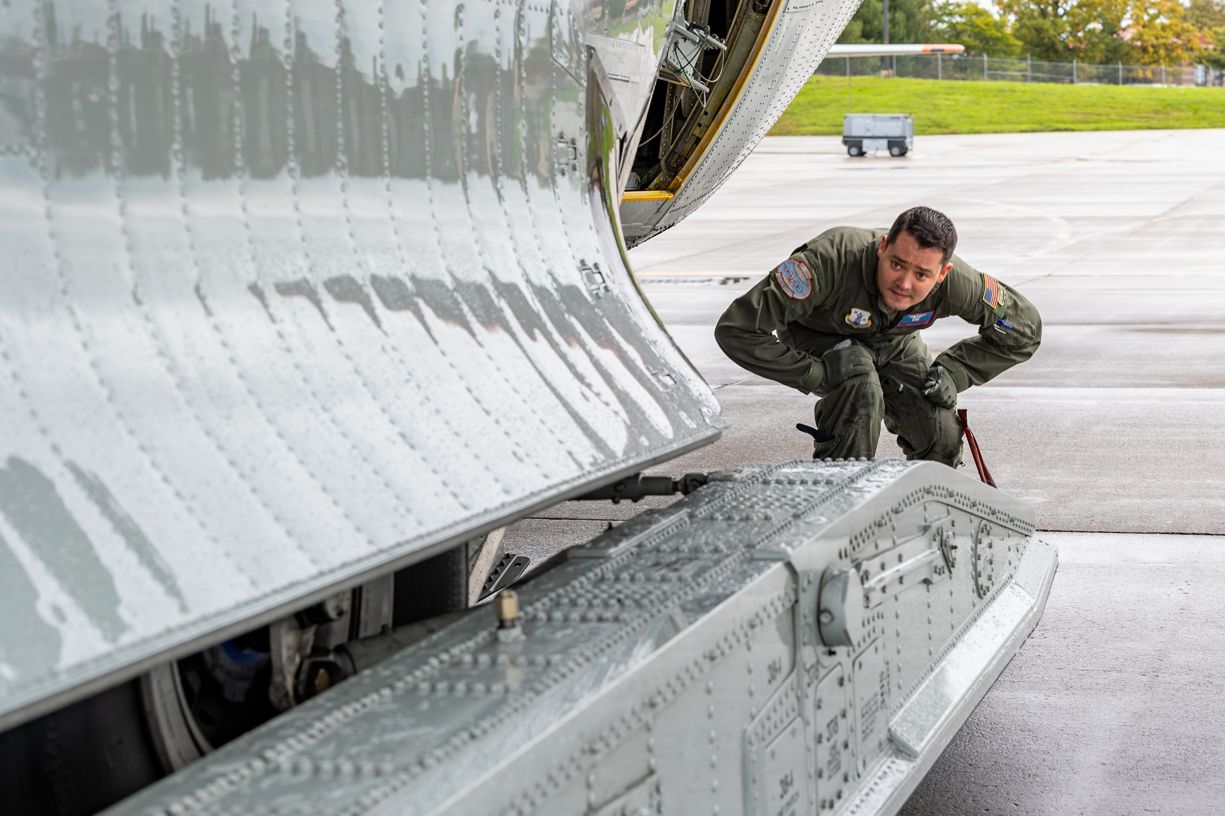 109th Airlift Wing aircrew tests new engine > 109th Airlift Wing ...