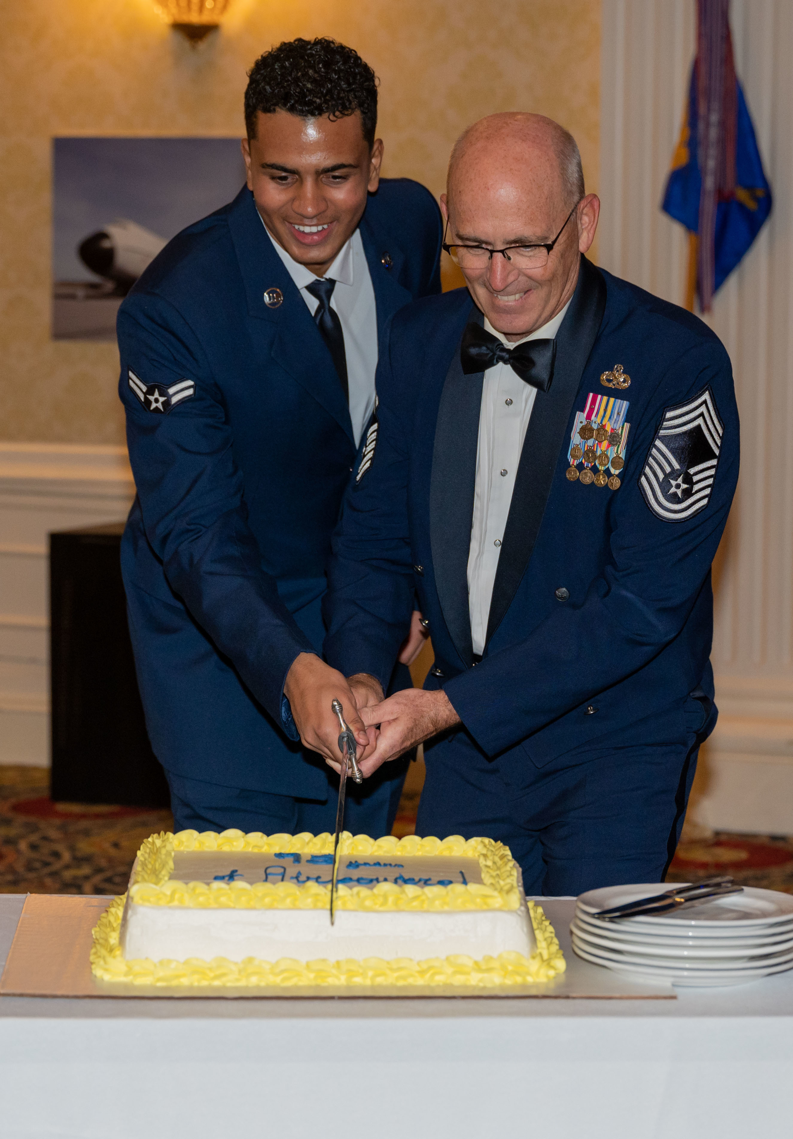 Team Dover rocks out at the AF Ball > Dover Air Force Base > News