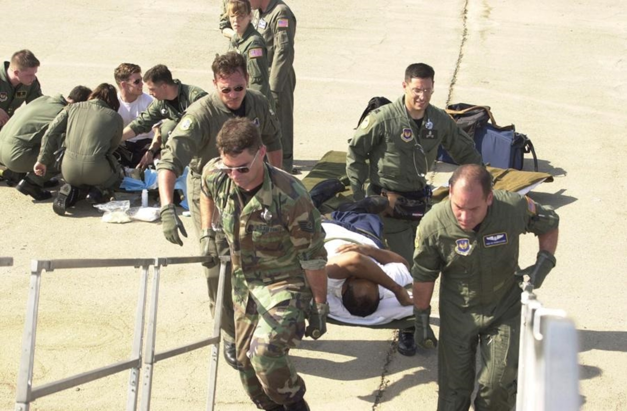 A look back at the attack on the USS Cole > Air Force Medical Service ...