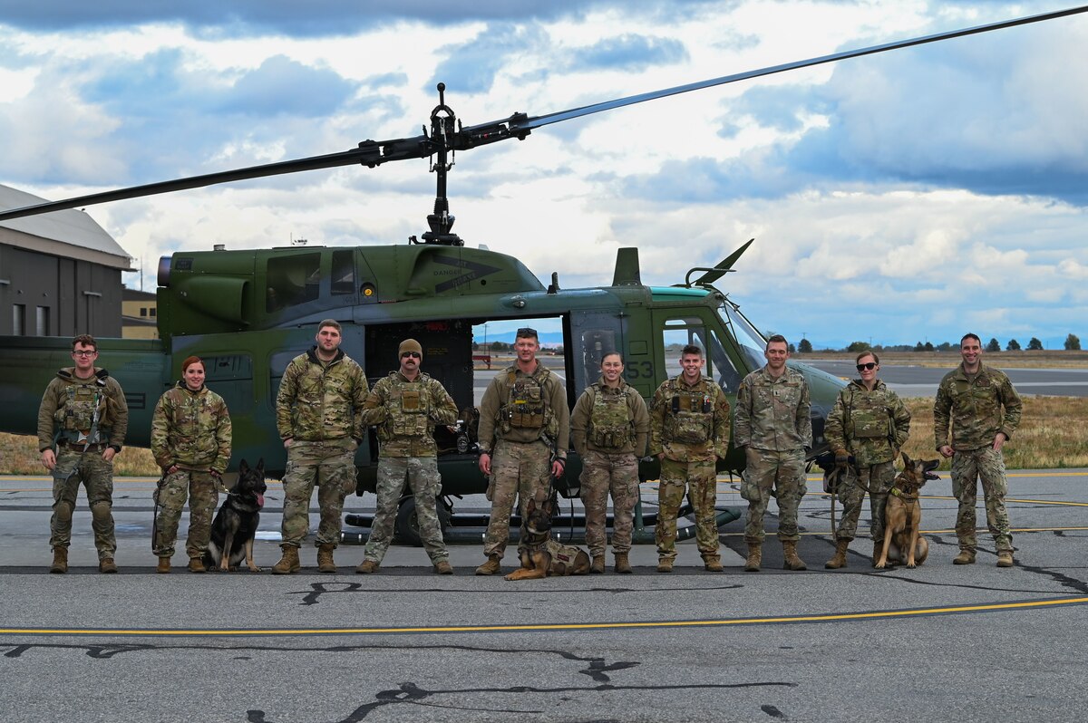 Military Working Dogs participate in UH-1N Huey training > Fairchild ...