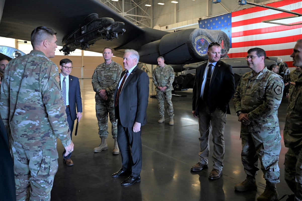 SECAF visits Barksdale, discusses operational imperatives > Kirtland ...