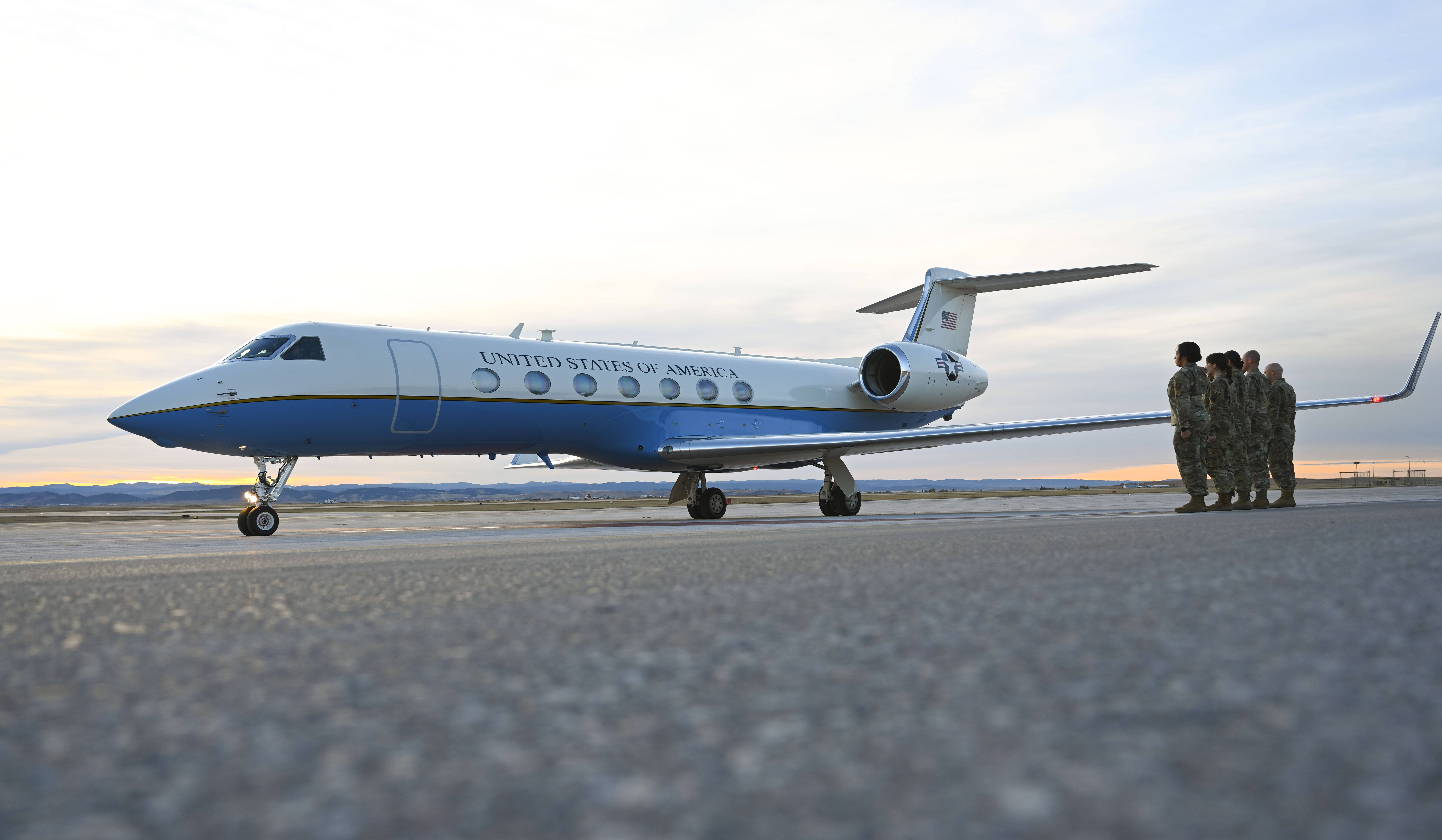 Secretary of the Air Force visits Ellsworth > Air Force Global Strike ...