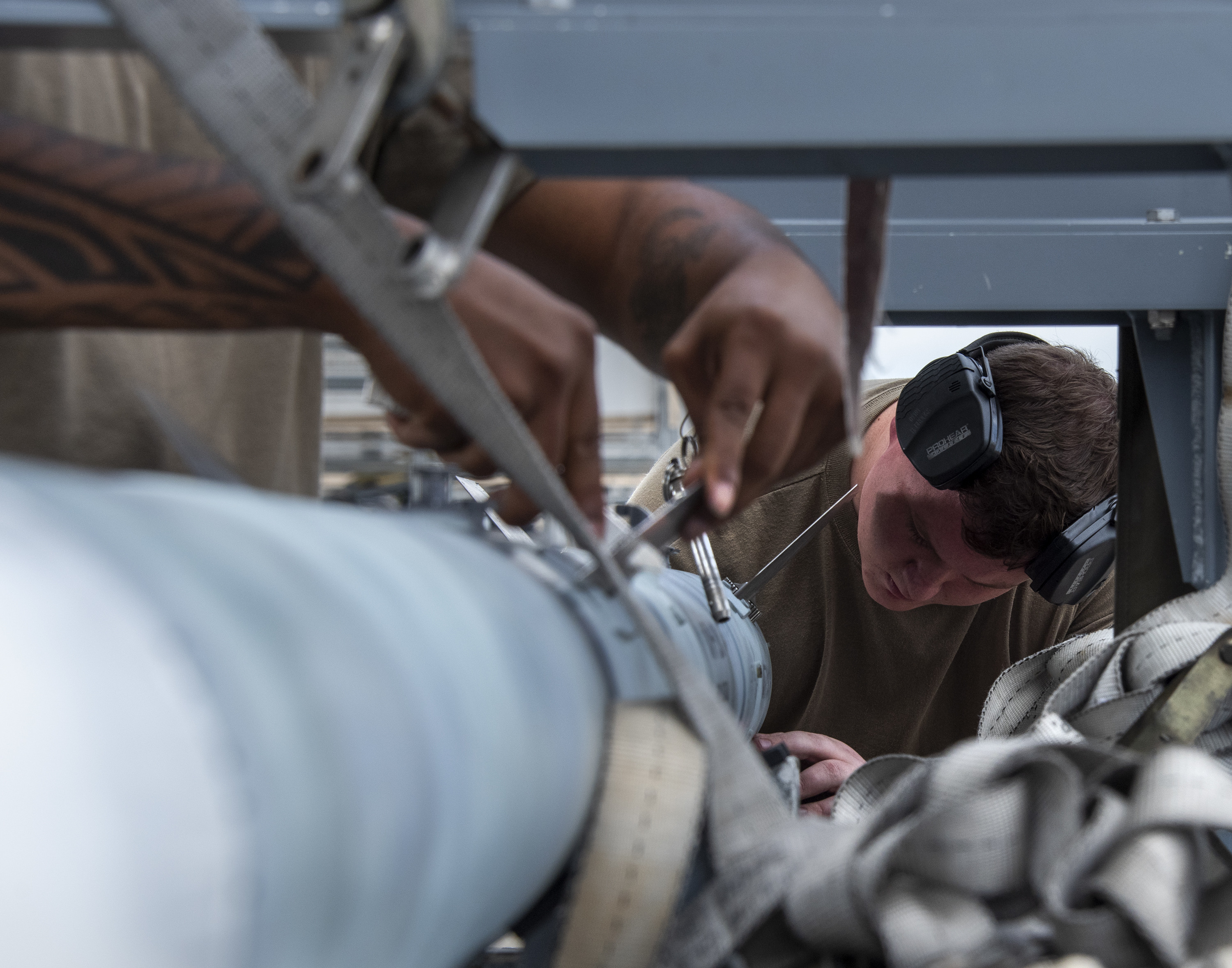 F-22 weapons crews battle in quarterly competition > Eglin Air Force ...
