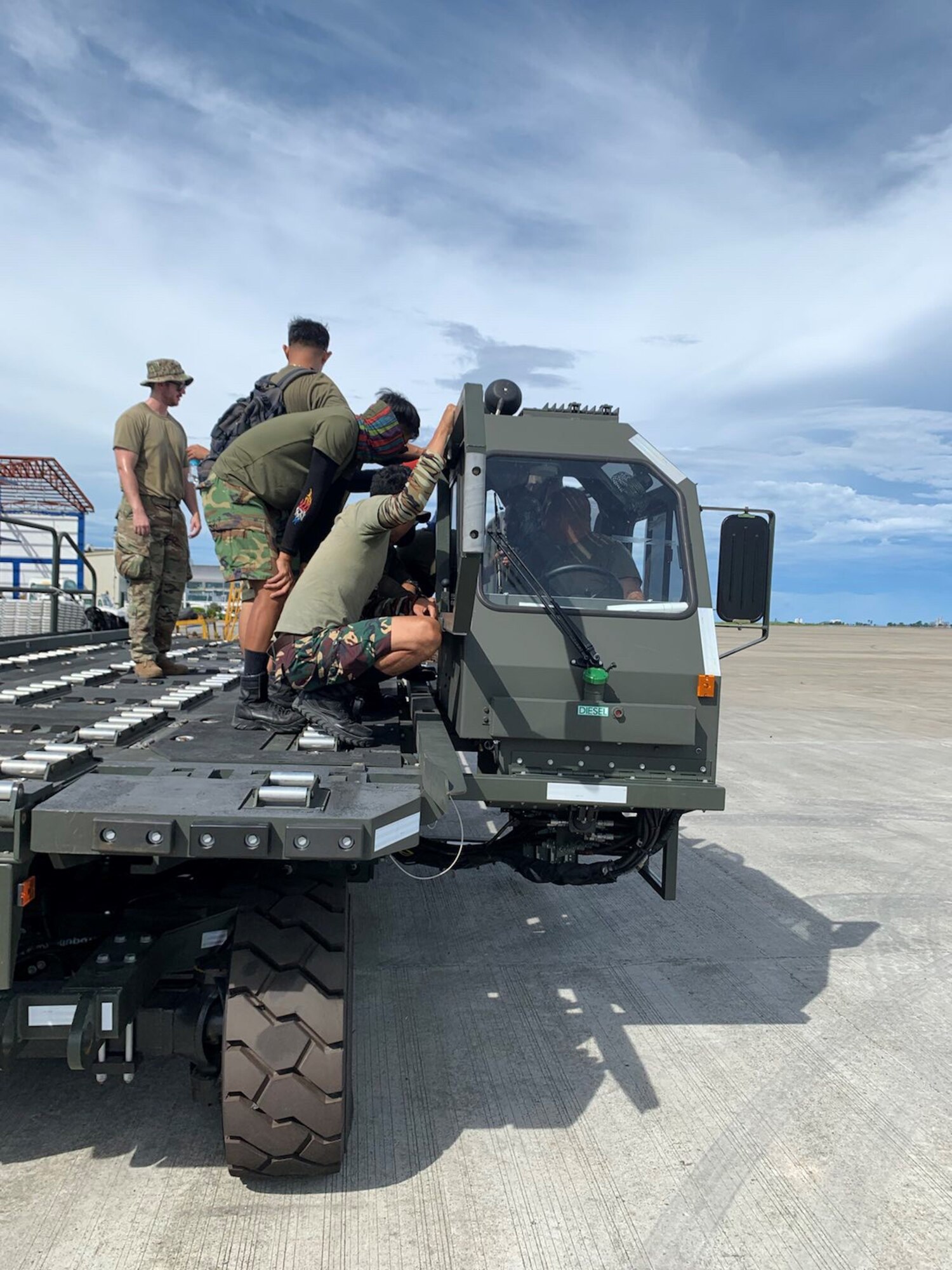 US Air Force Mobile Military Training Team Builds Capacity in the ...