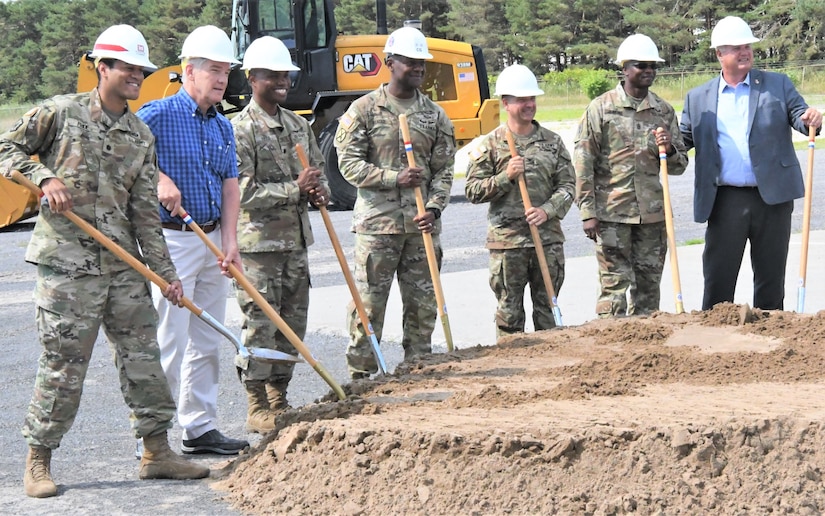 Army Corps Railhead Upgrades Begin at New York Military Base > New York ...