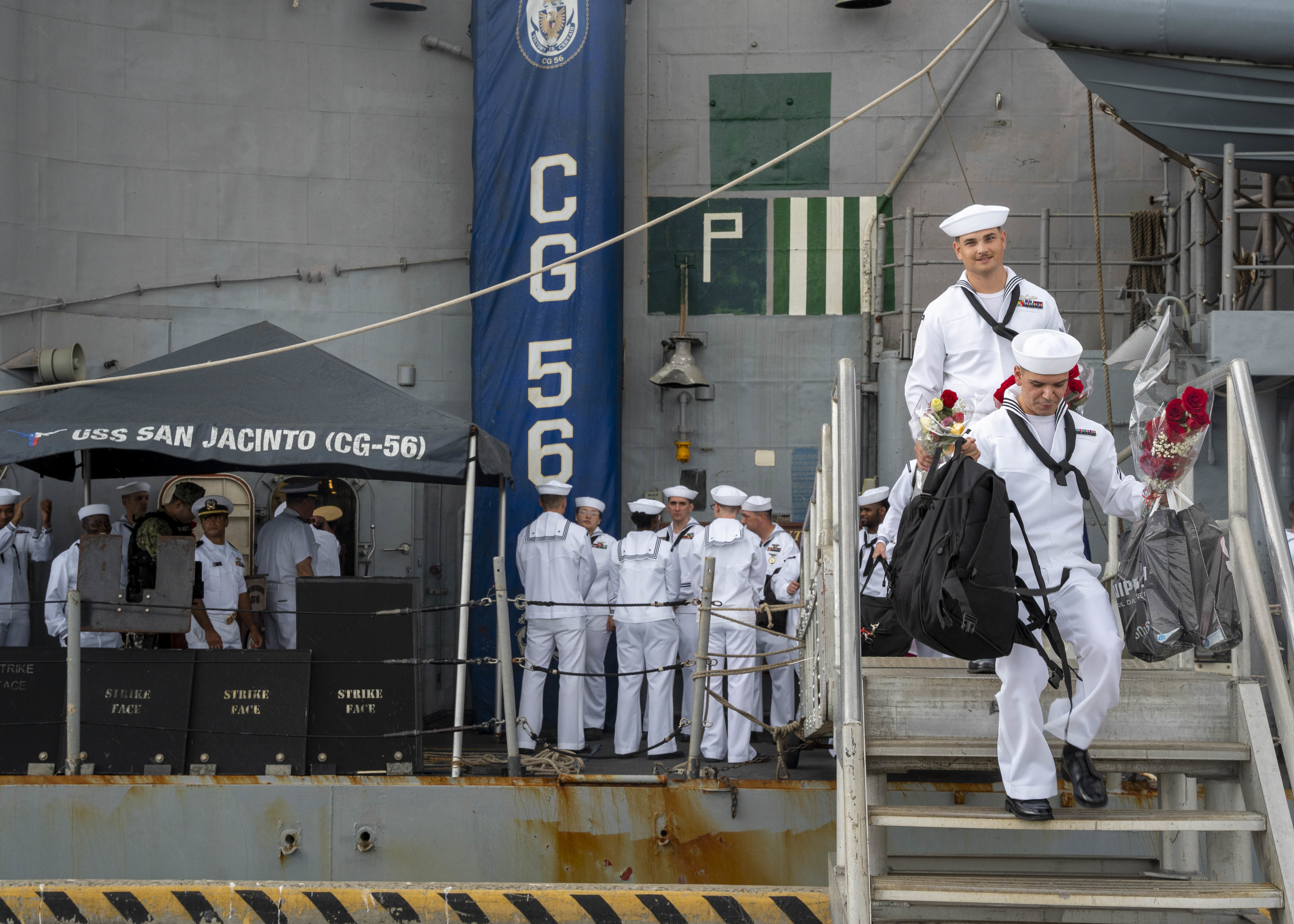 USS San Jacinto Returns Home from 9-Month Deployment > United States ...