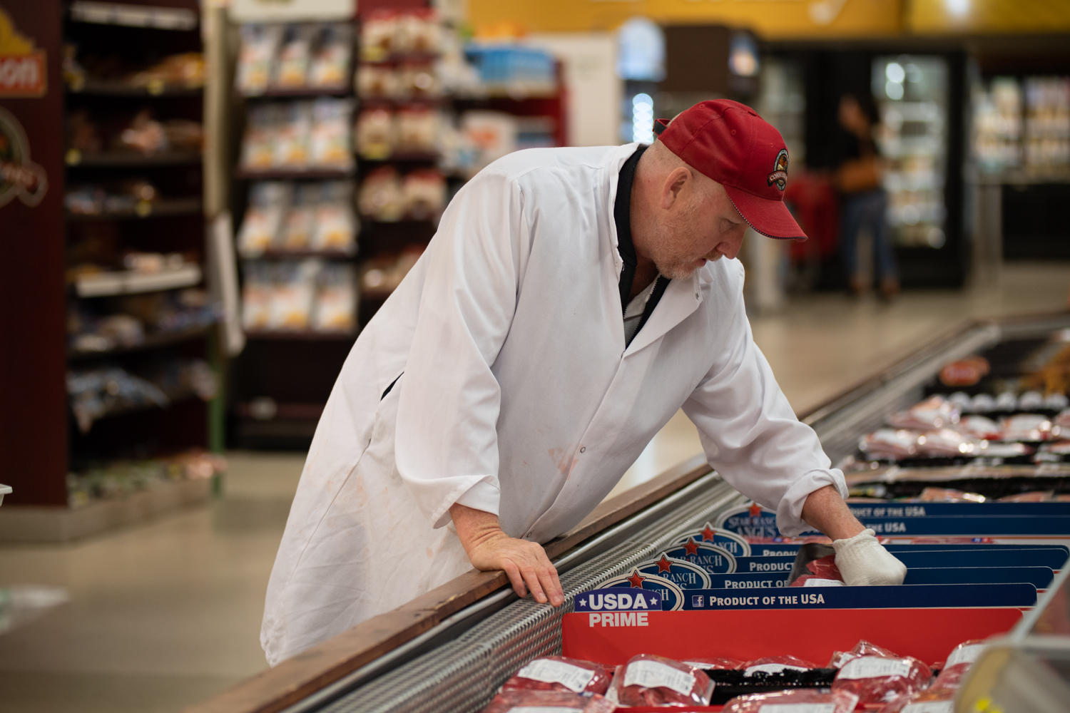 Customer service a cut above for Commissary manager > Hanscom Air Force ...