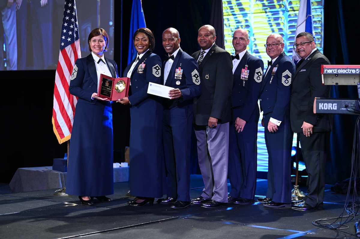 WR-ALC master sergeant receives First Sergeant of the Year award > Air ...