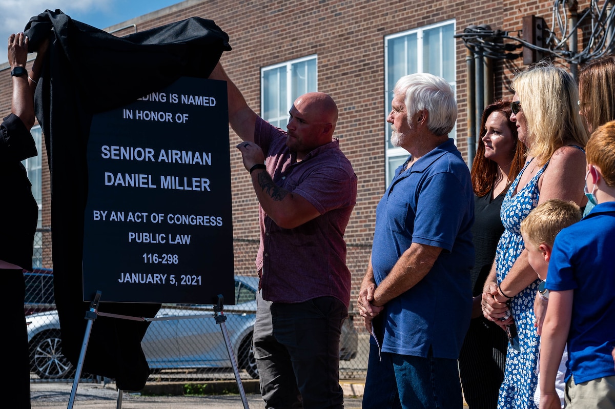 Senior Airman Daniel Miller Post Office > Scott Air Force Base ...
