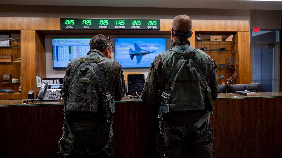 The 309th Fighter Squadron Finishes Block 25 Divestment > Luke Air ...