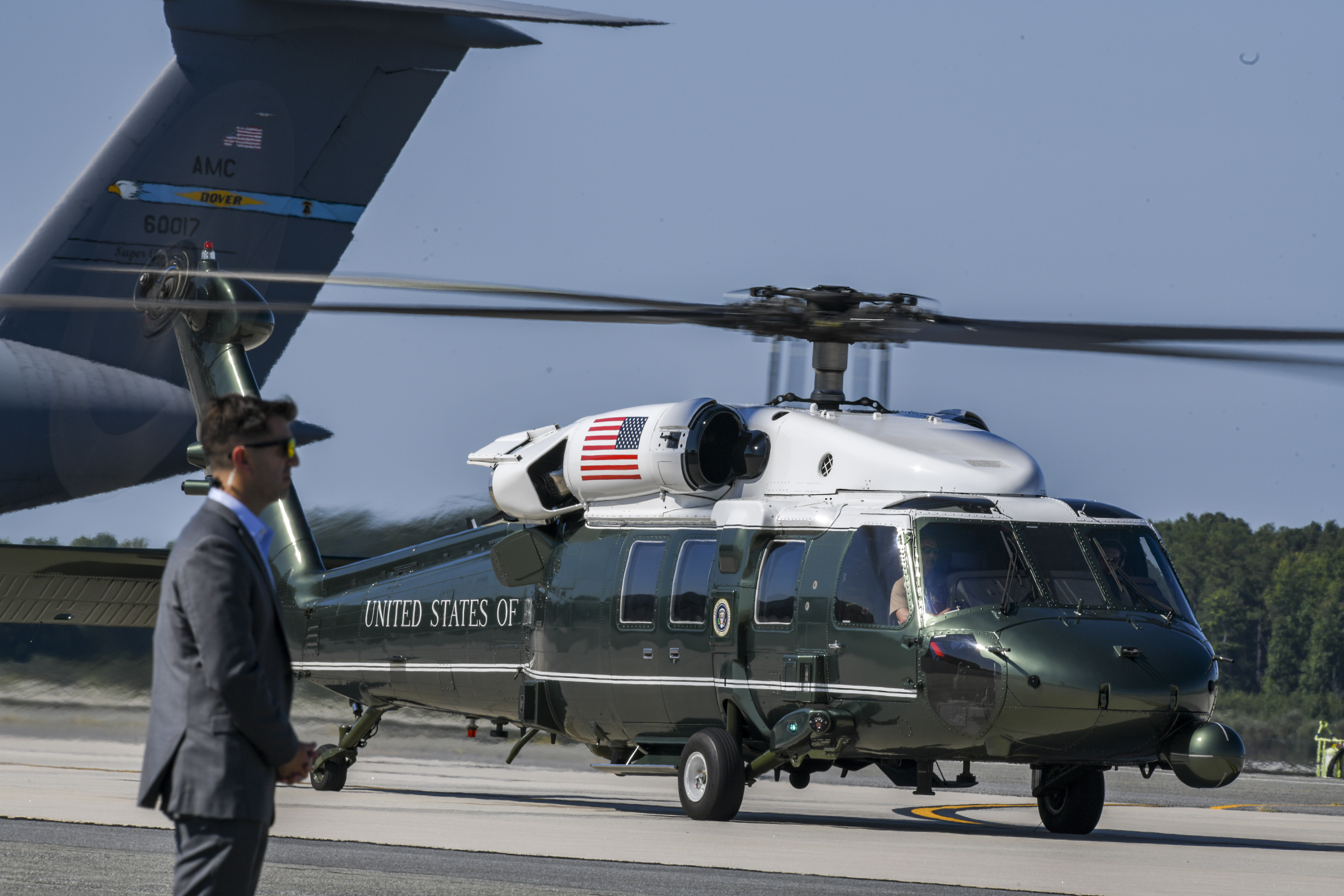 POTUS lands at Dover AFB > Dover Air Force Base > News