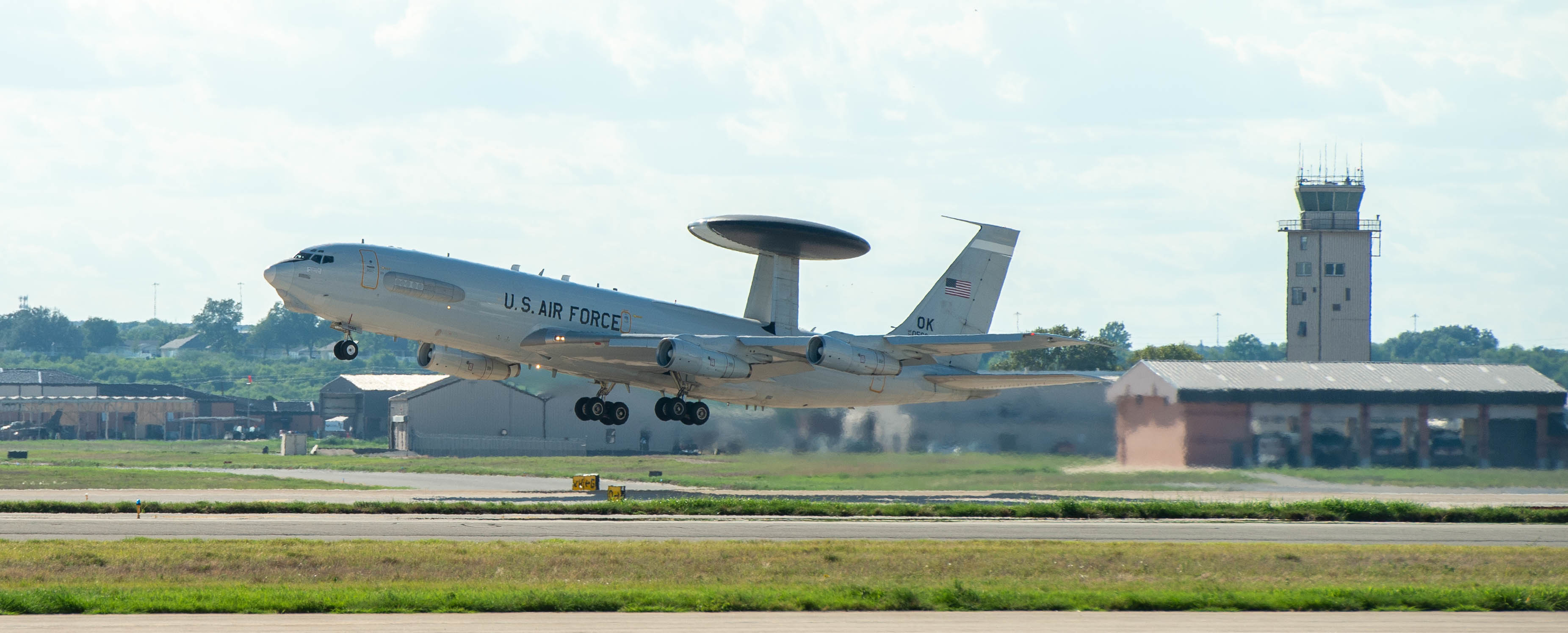 E-3 Sentry AWACS takes flight over JBSA-Kelly Field Annex > Joint Base ...