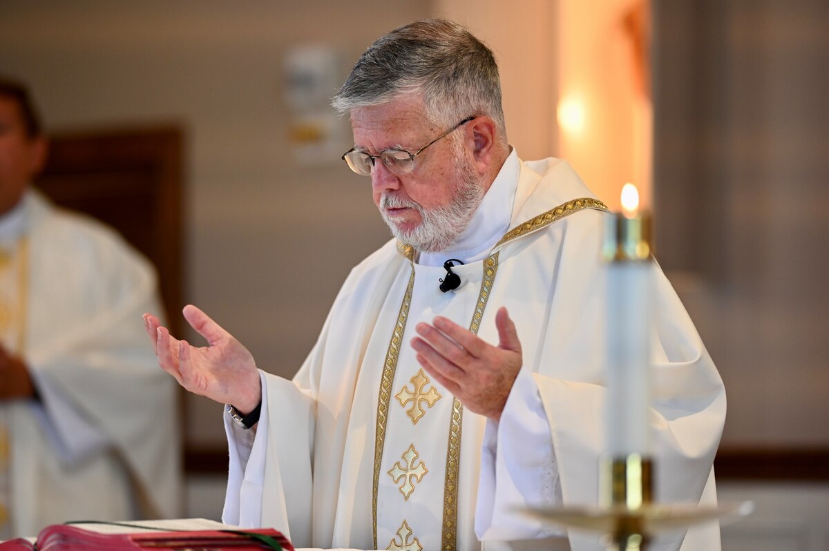 Chapel community attends monsignor’s final Mass > Hanscom Air Force ...