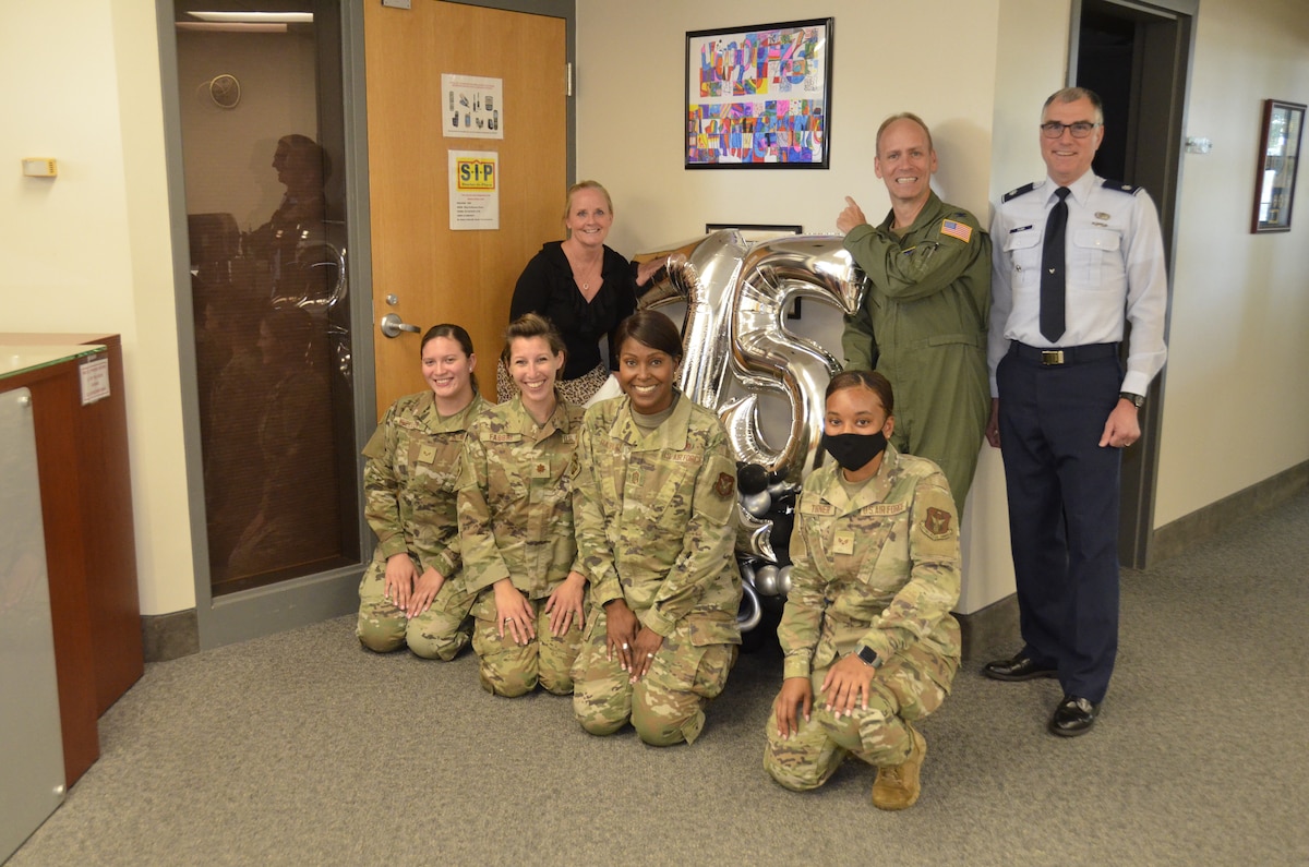 Westover's Leadership celebrate the AF's 75th > Westover Air Reserve ...