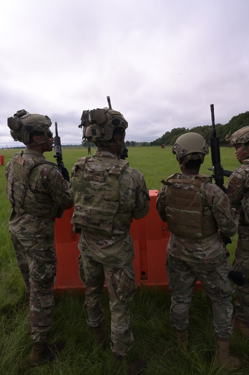 Ready to Move…Ready to Win > March Air Reserve Base > Article Display