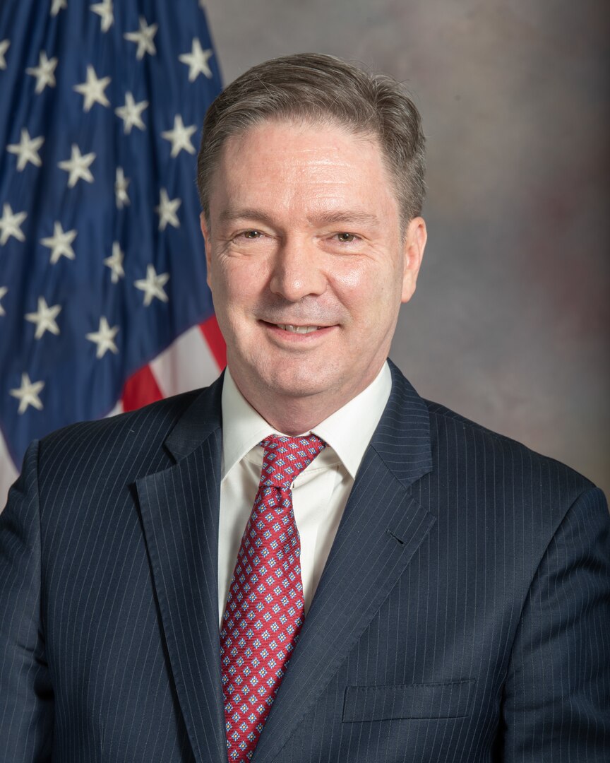 Mr. Lonnie Reece Smyth > The Eisenhower School > Leader-Bio