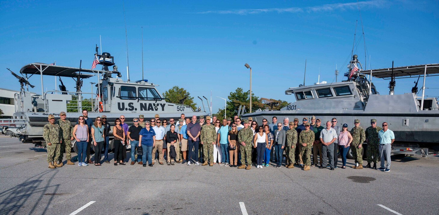 Navy Reserve Recognizes Outstanding Civilian Employers at NERE 2022 ...