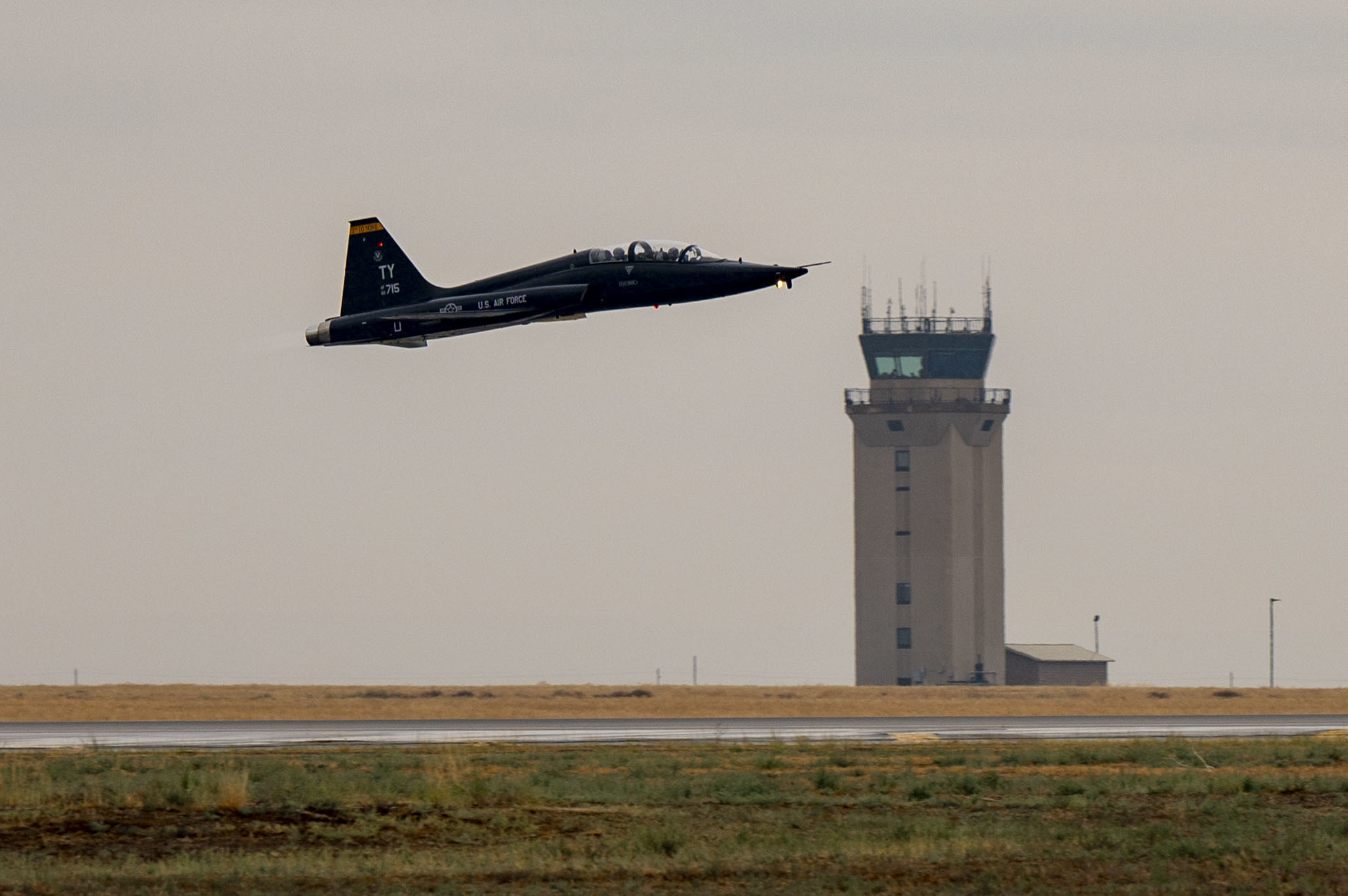 T-38s, F-35s sync missions