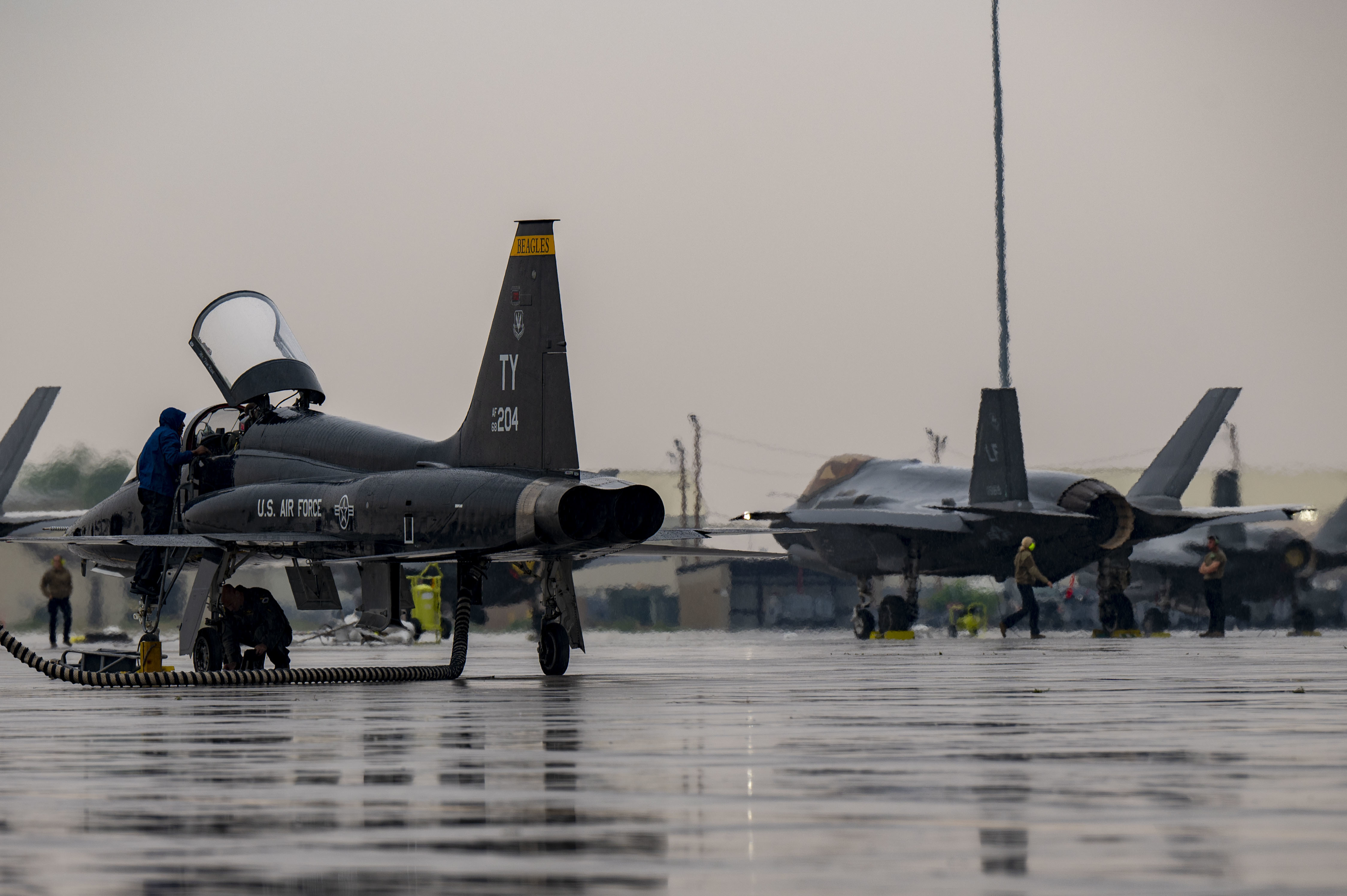 T-38s, F-35s sync for pilot training > Luke Air Force Base > Article ...
