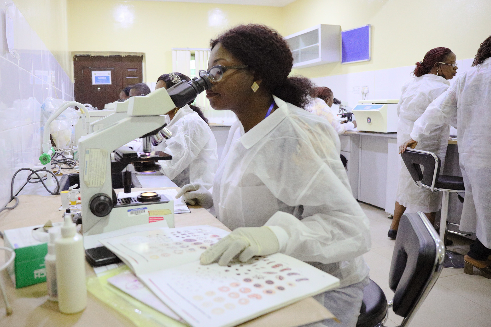 WRAIR and partners develop Nigeria’s first-ever malaria slide bank ...